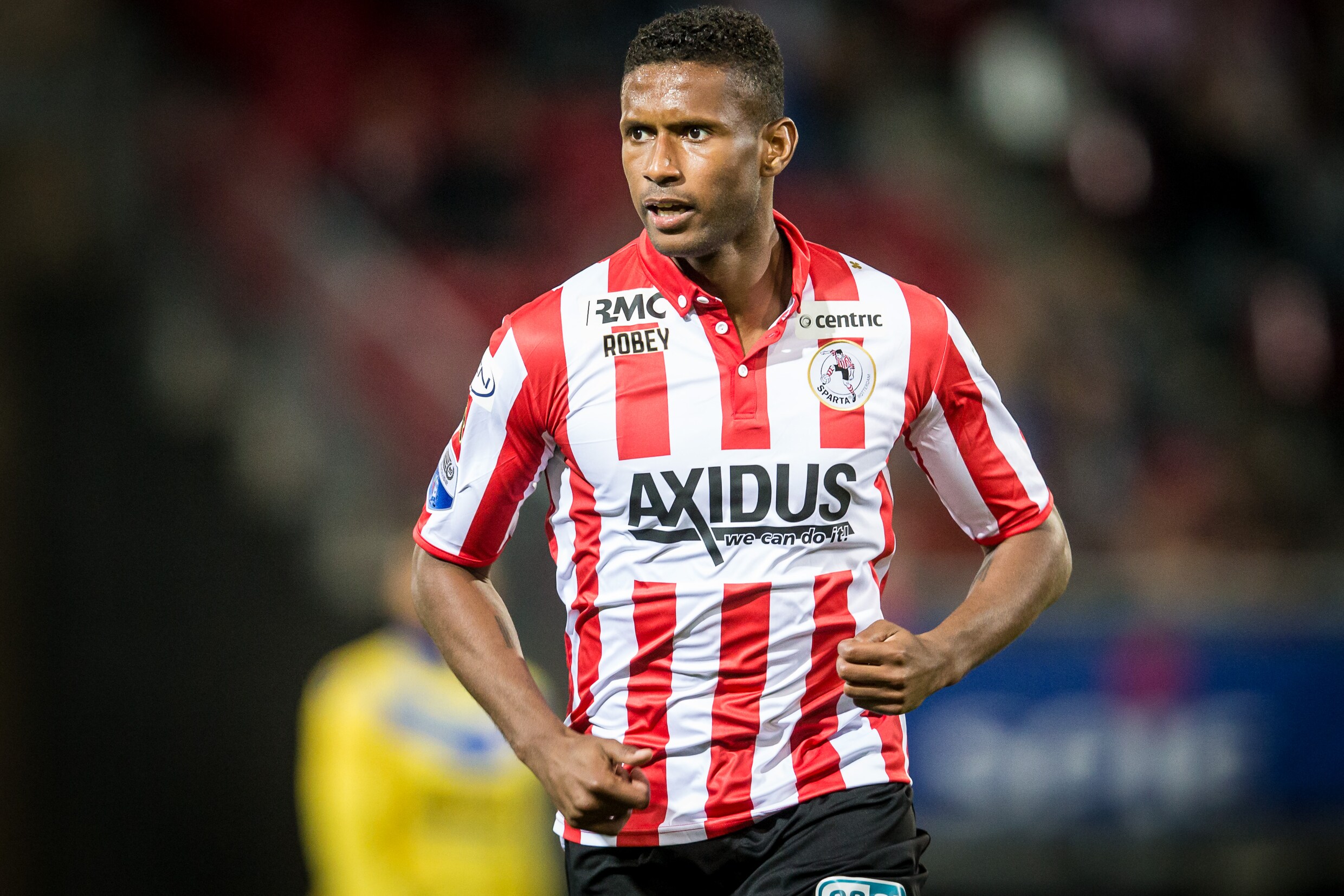 Oud-Ajacied Mendes da Silva ook verdacht van omkoping | Het Parool