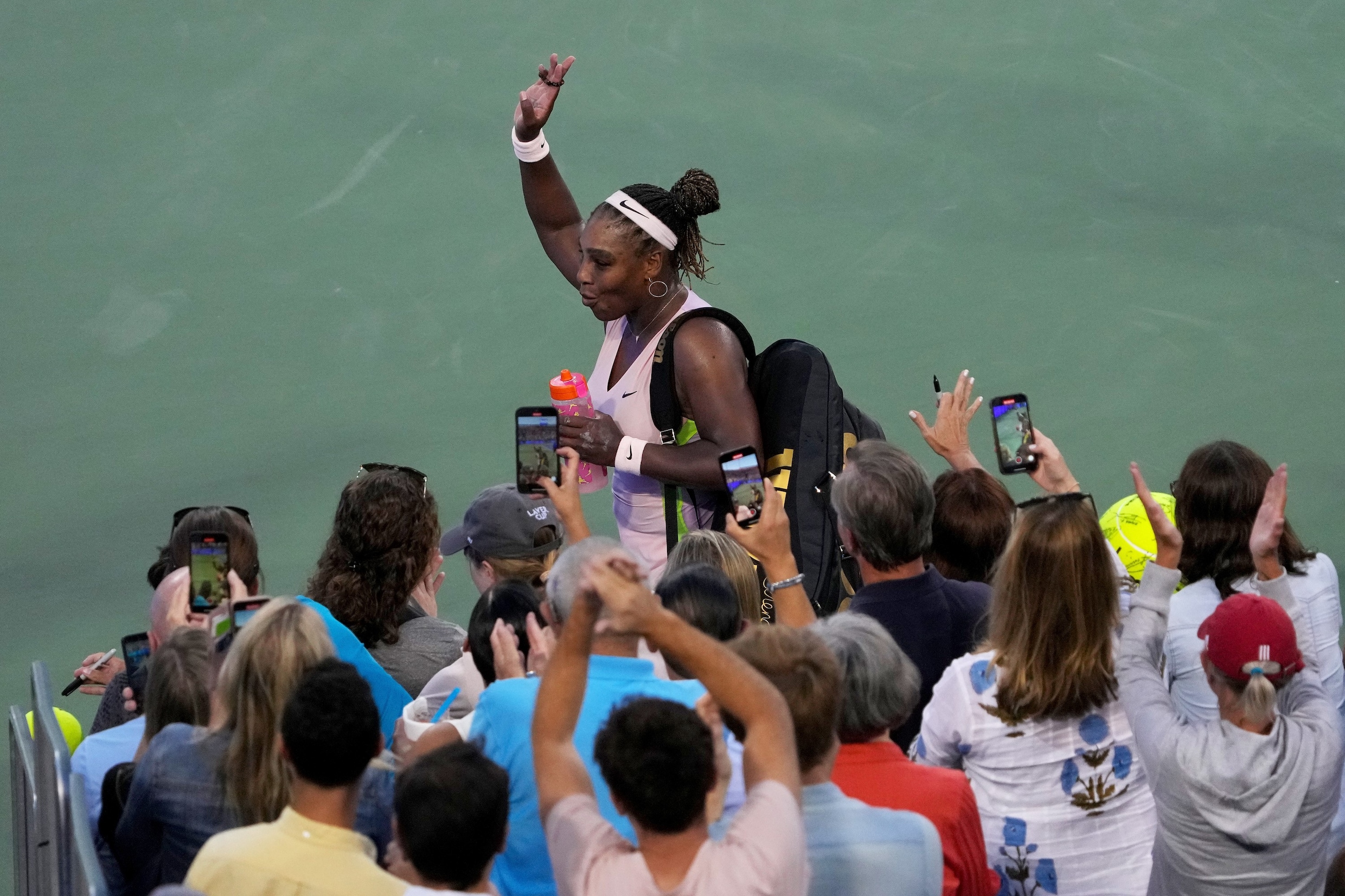 Afscheid van een legende, superster en rolmodel: Serena Williams bezig ...