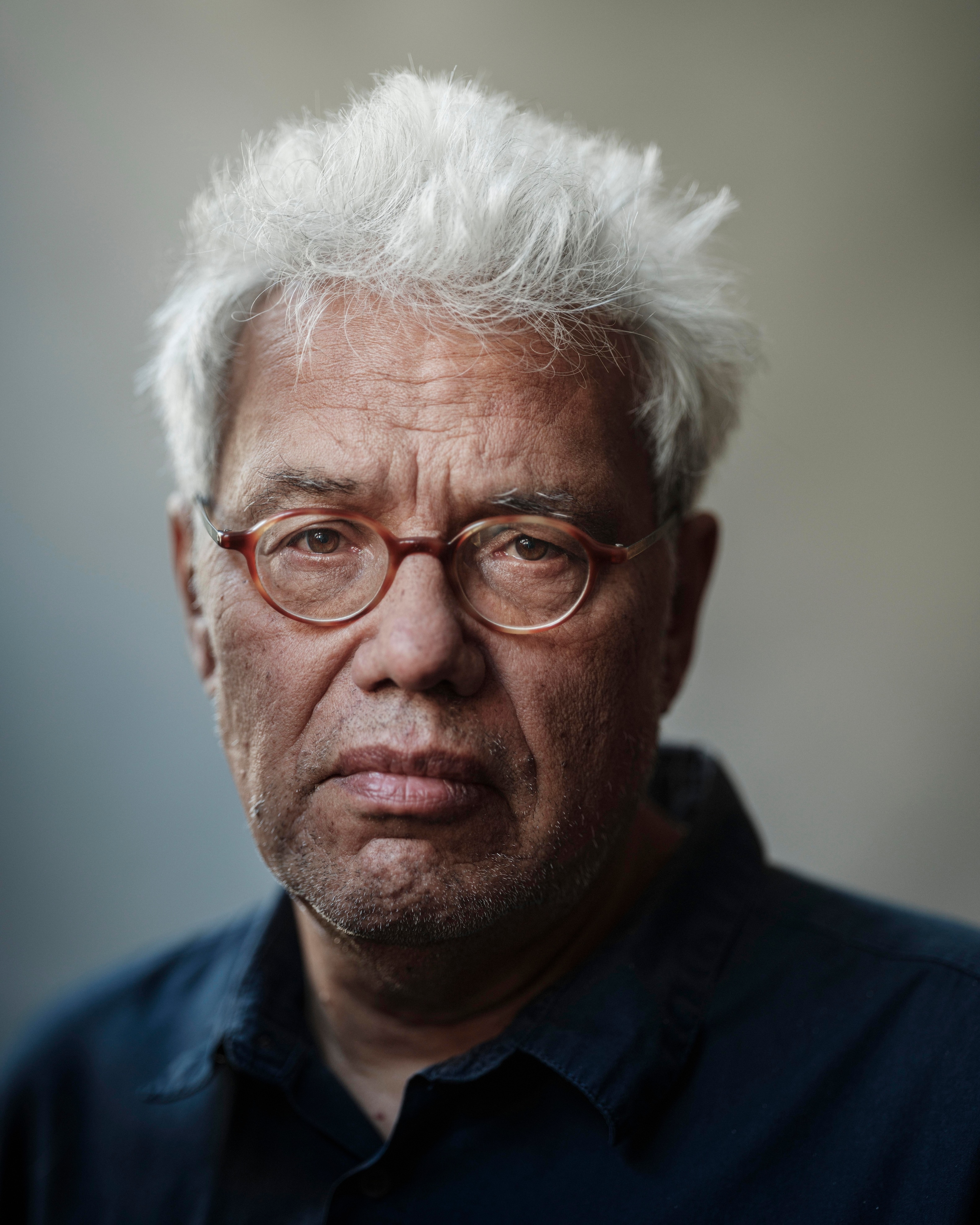 Nieuwe novelle Theodor Holman: ‘Hoe geef je je leven zin, vroeg ik me ...