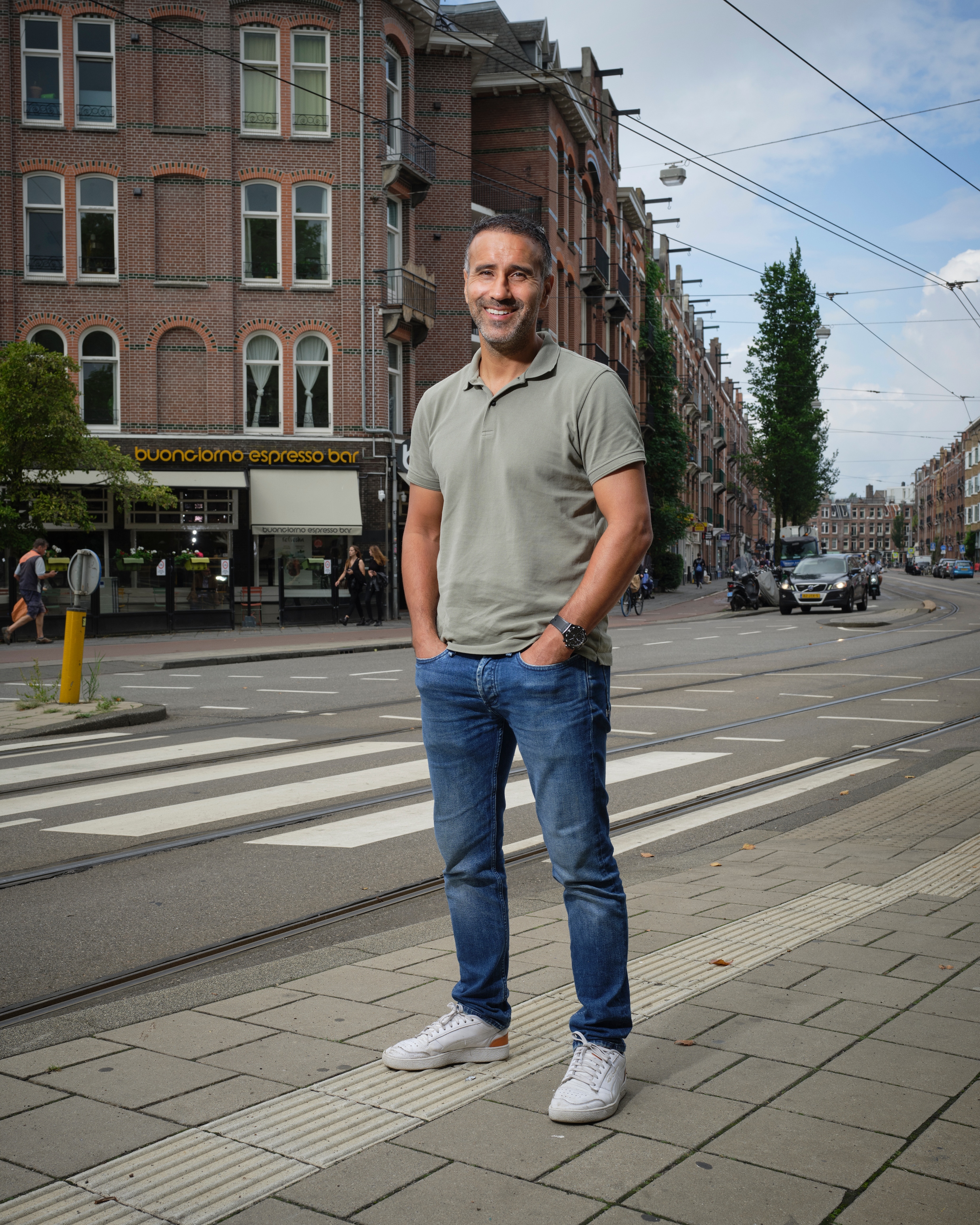 Oud-voetballer en horecaman Dries Boussatta: ‘Klanten in een Porsche ...