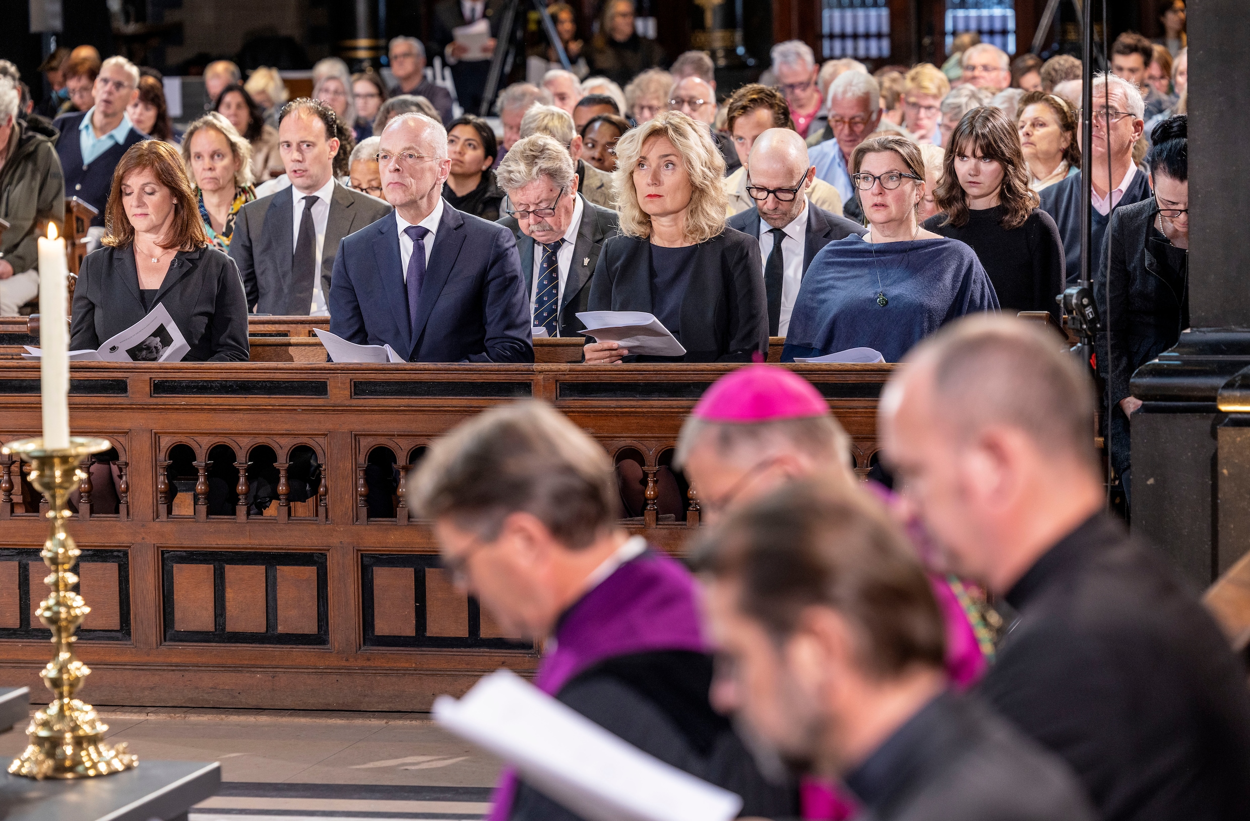 Koningin Elizabeth herdacht in Amsterdam: ‘In een veranderende wereld ...