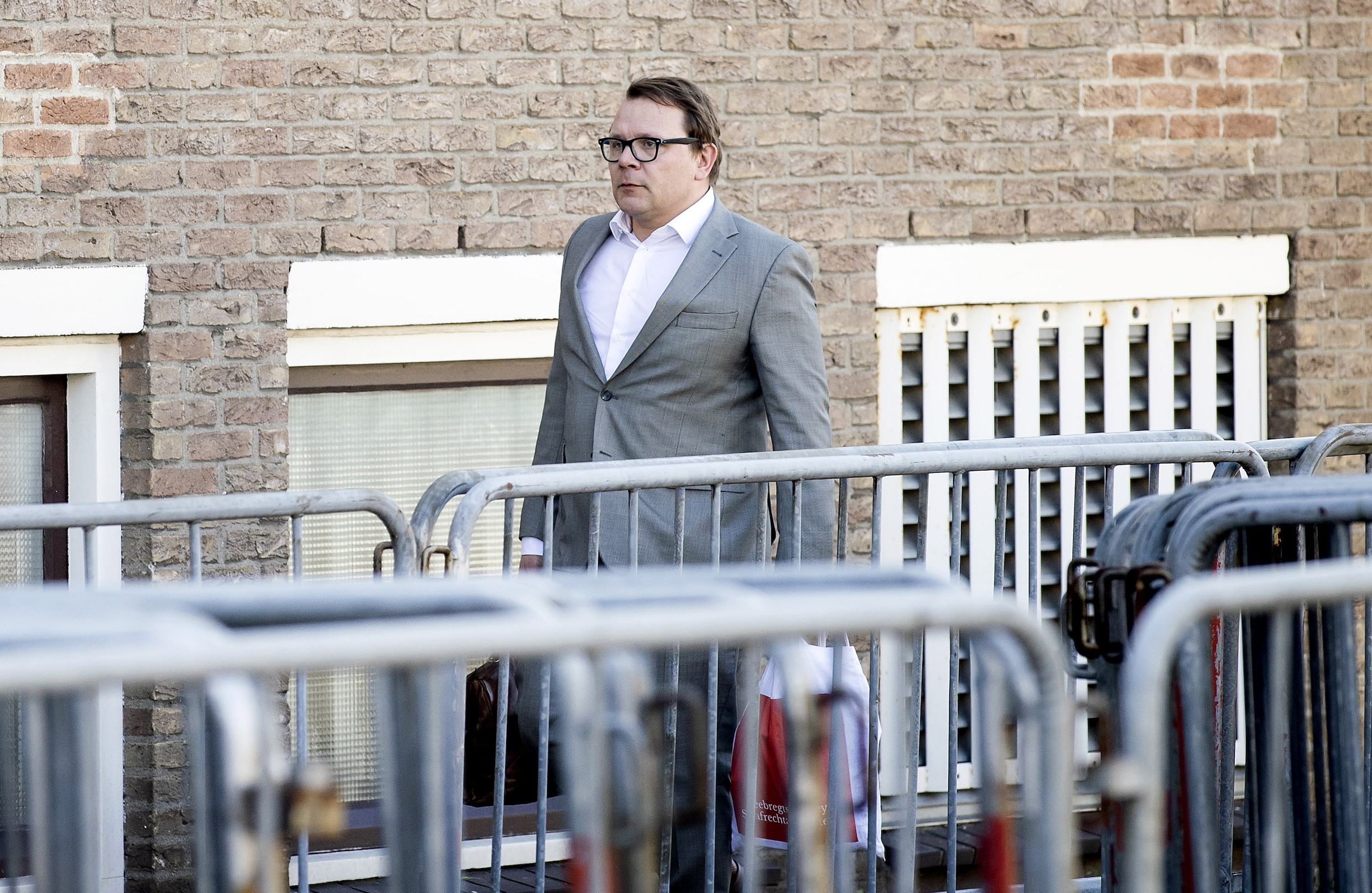 Advocatenneef Taghi draait: geen onderzoek meer naar ander lek | Het Parool