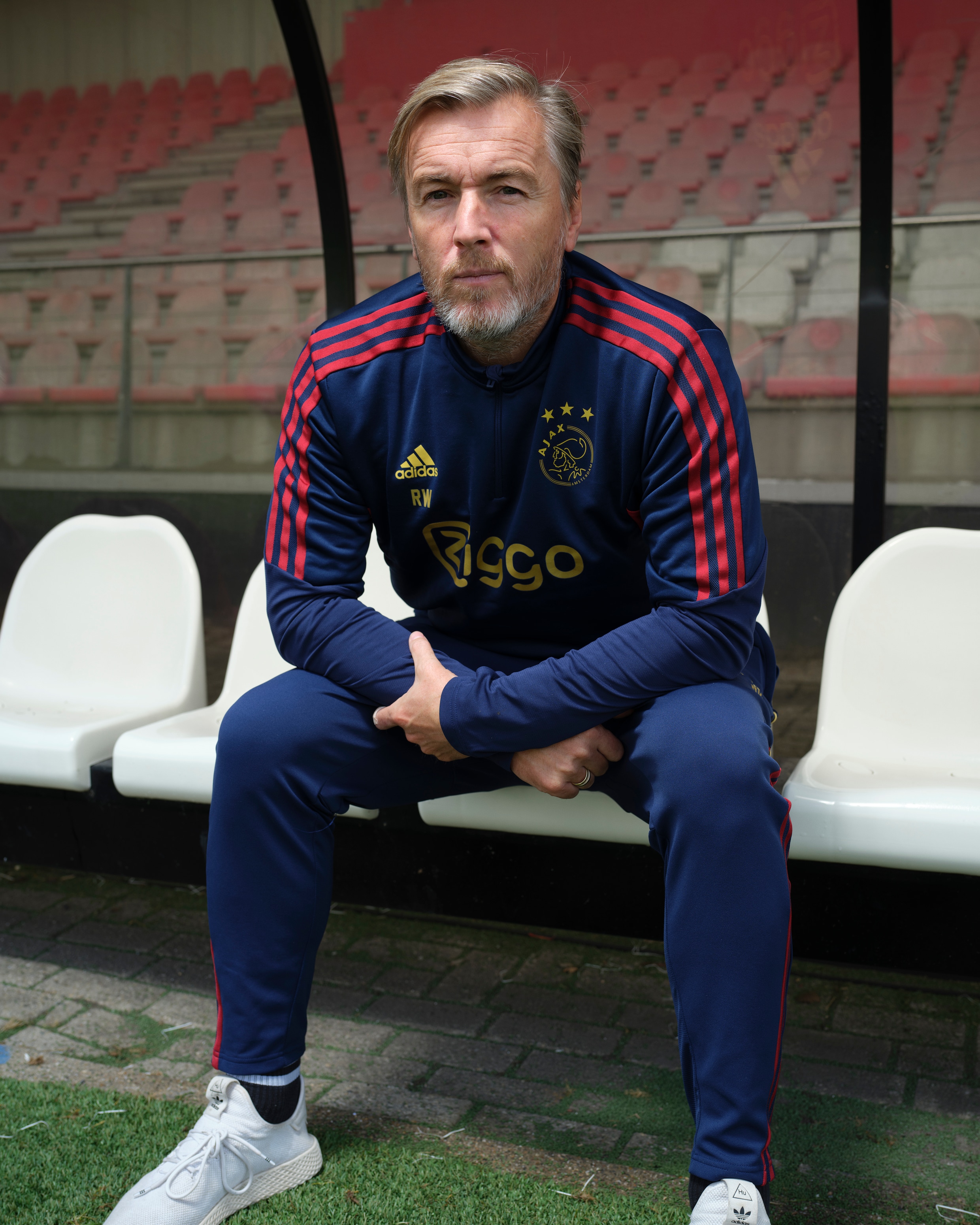 Oud-voetballer Richard Witschge: ‘Bij Ajax moet je goed voetballen ...