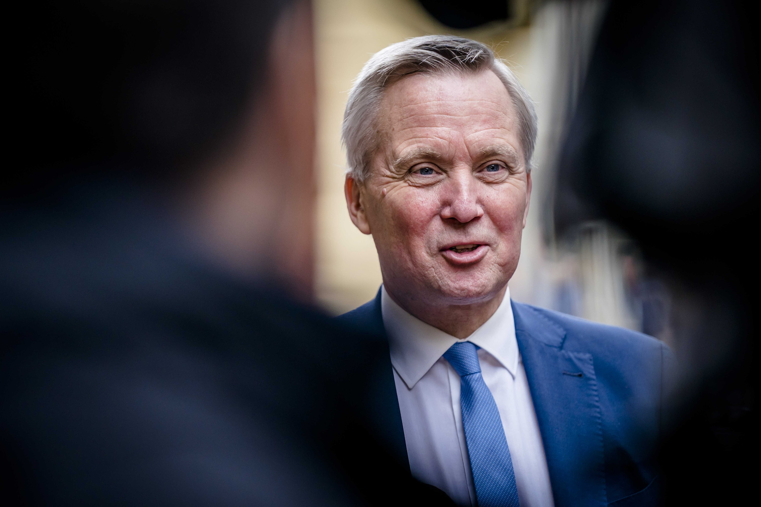 Van der Burg haalt eigen deadline voor spreidingswet voor opvang wéér ...