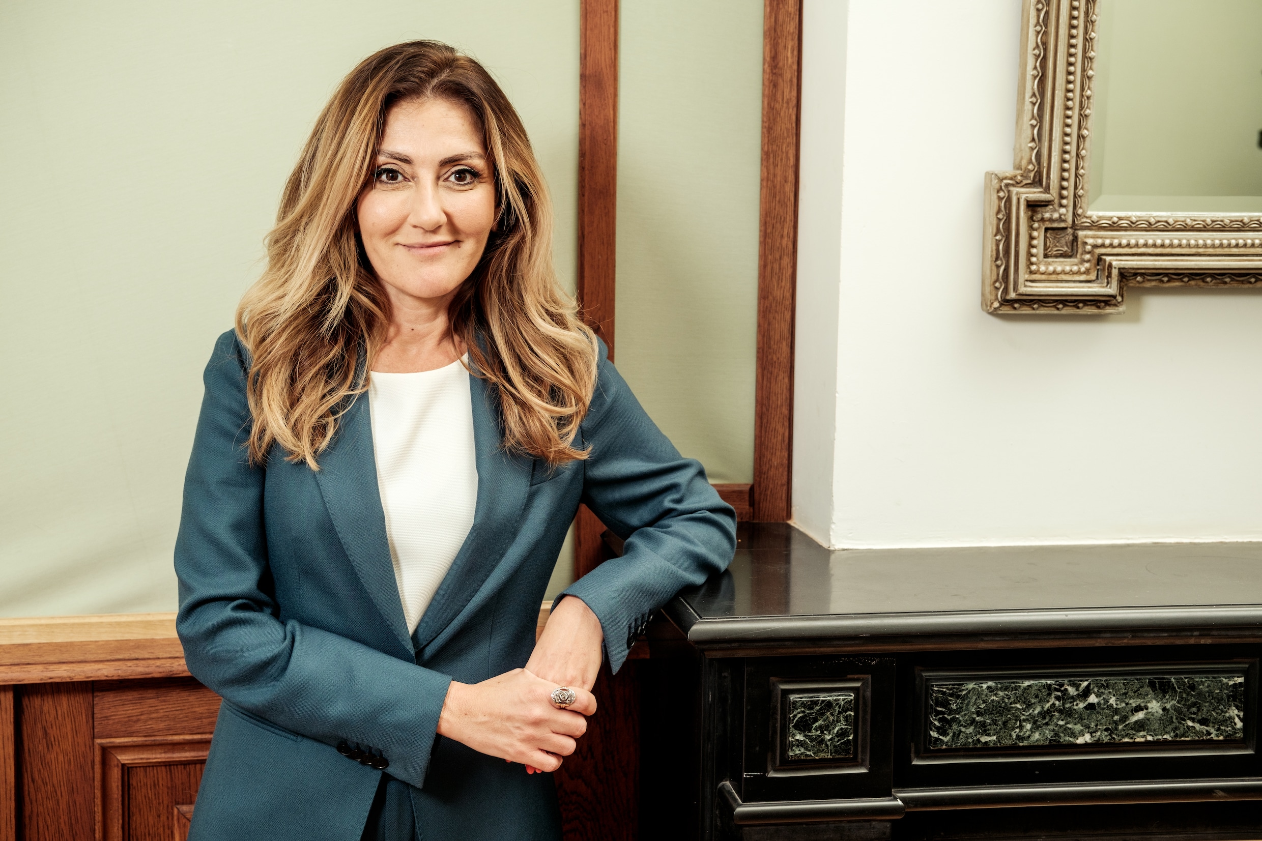 Minister Dilan Yesilgöz jaagt nu ook in Dubai en Turkije op Nederlandse ...