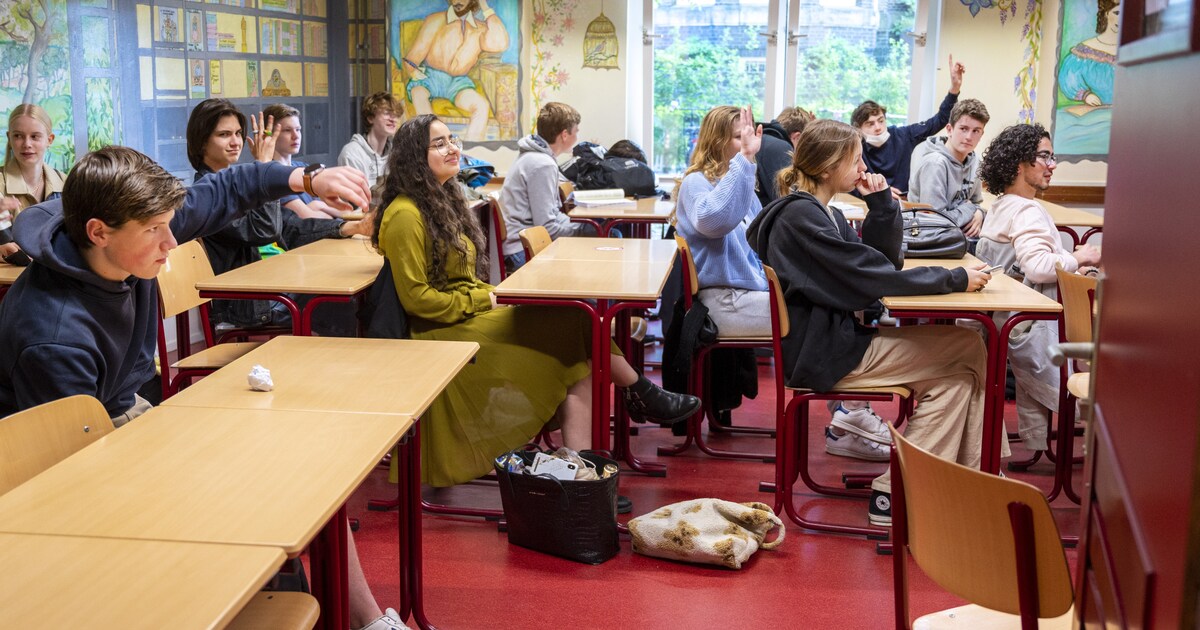 Sommige leerlingen wachten anderhalve week na start schooljaar nog ...