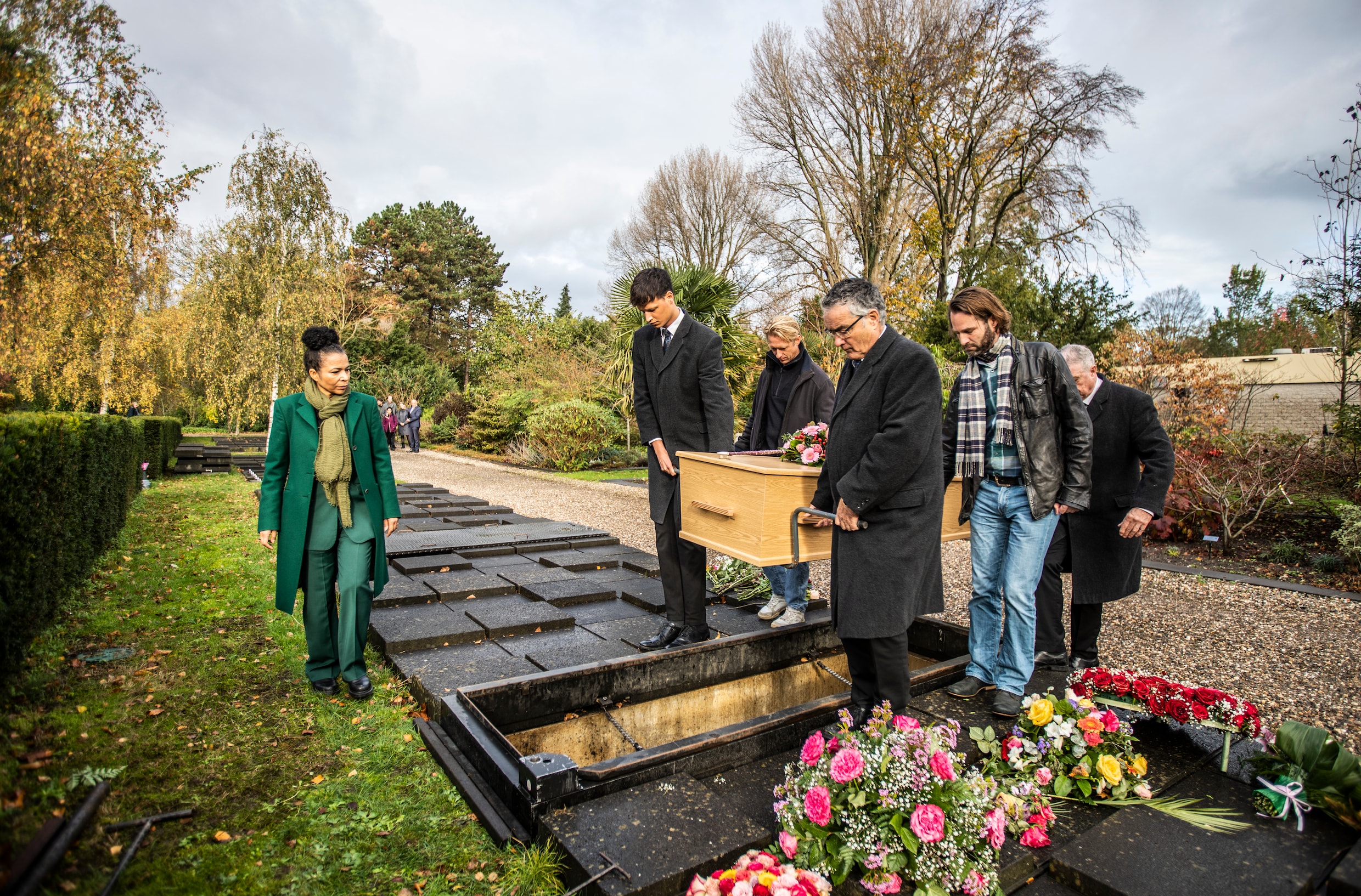 Wie was Jane Johnsen, de vrouw die in een kist in haar woning werd ...