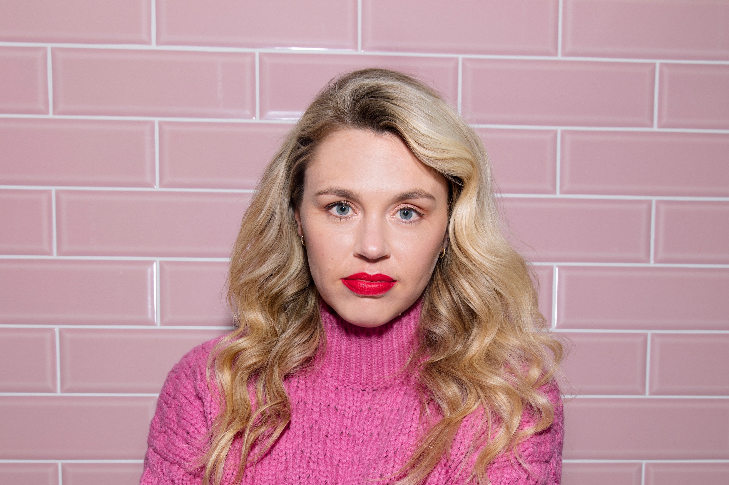 Debuutroman De slimste mens-winnaar Lisa Loeb: ‘Een depressie kun je ...