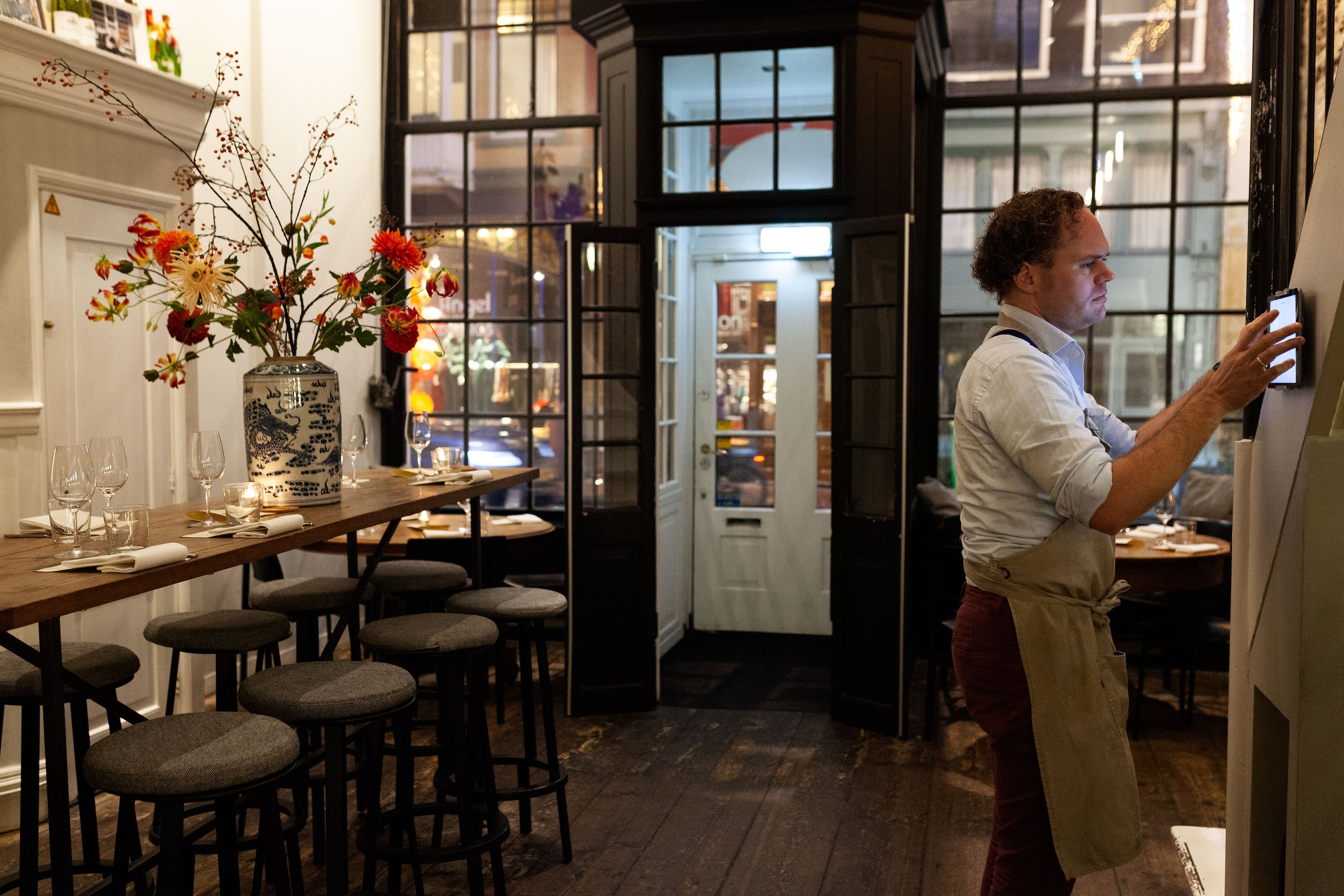 Het Amsterdam van Harper’s Bazaar-hoofdredacteur Miluska van ’t Lam ...