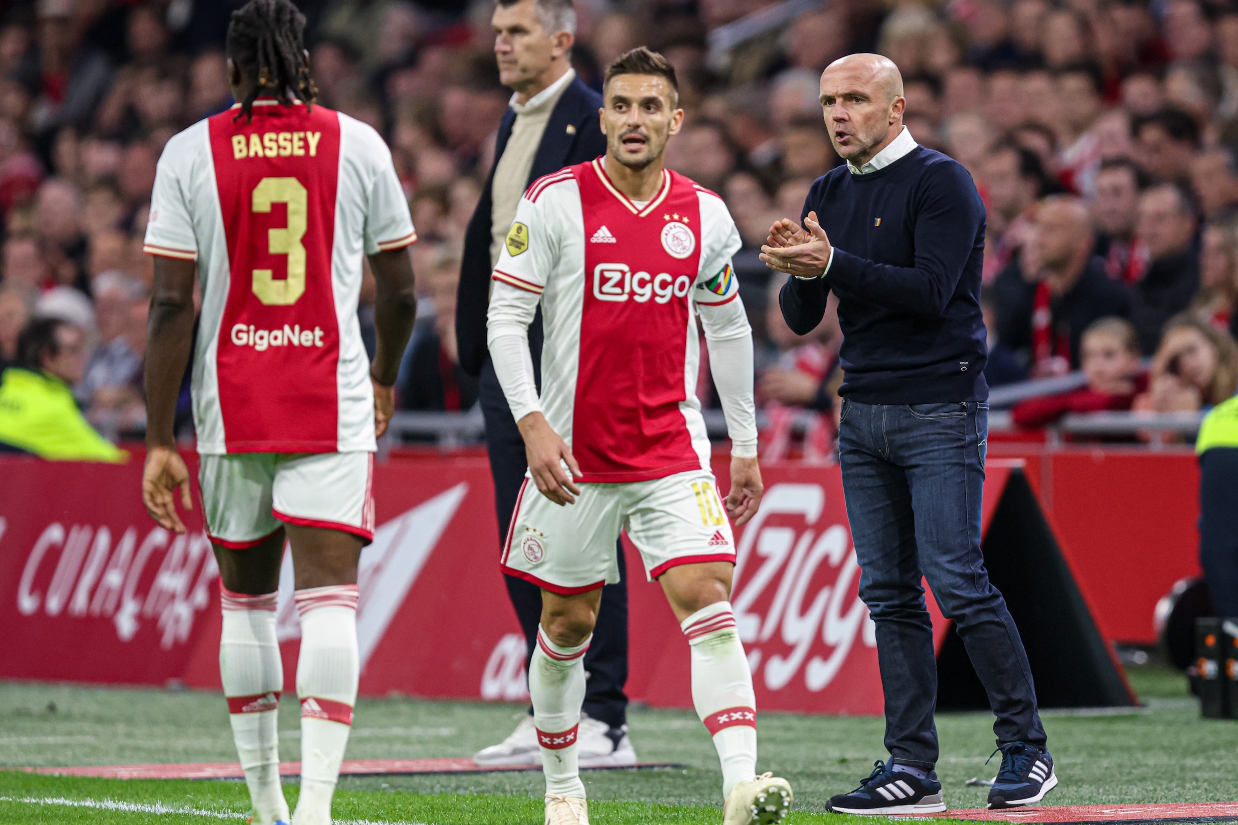 Ajax in sportieve impasse: waarom Overmars minder wordt gemist dan Ten ...