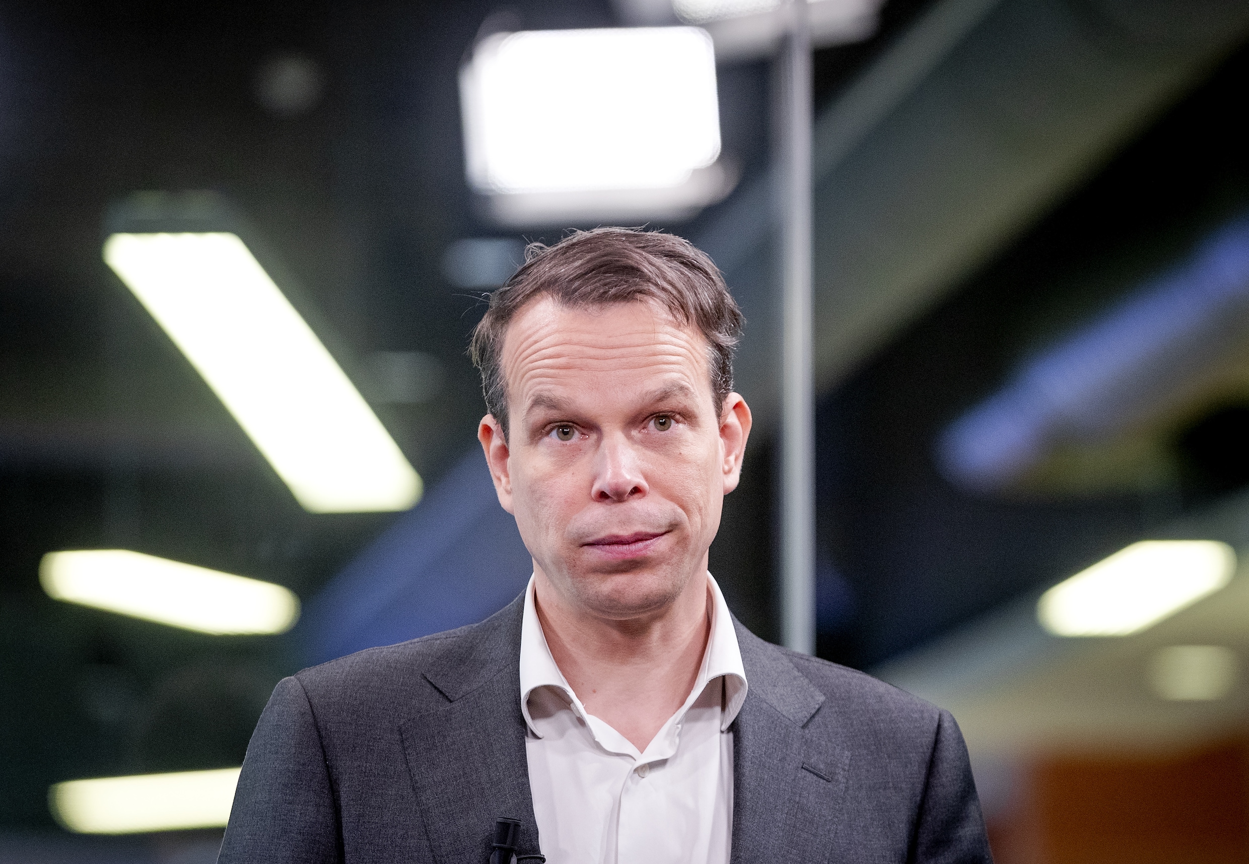 Wie voor een dubbeltje geboren wordt kan toch een kwartje worden ...