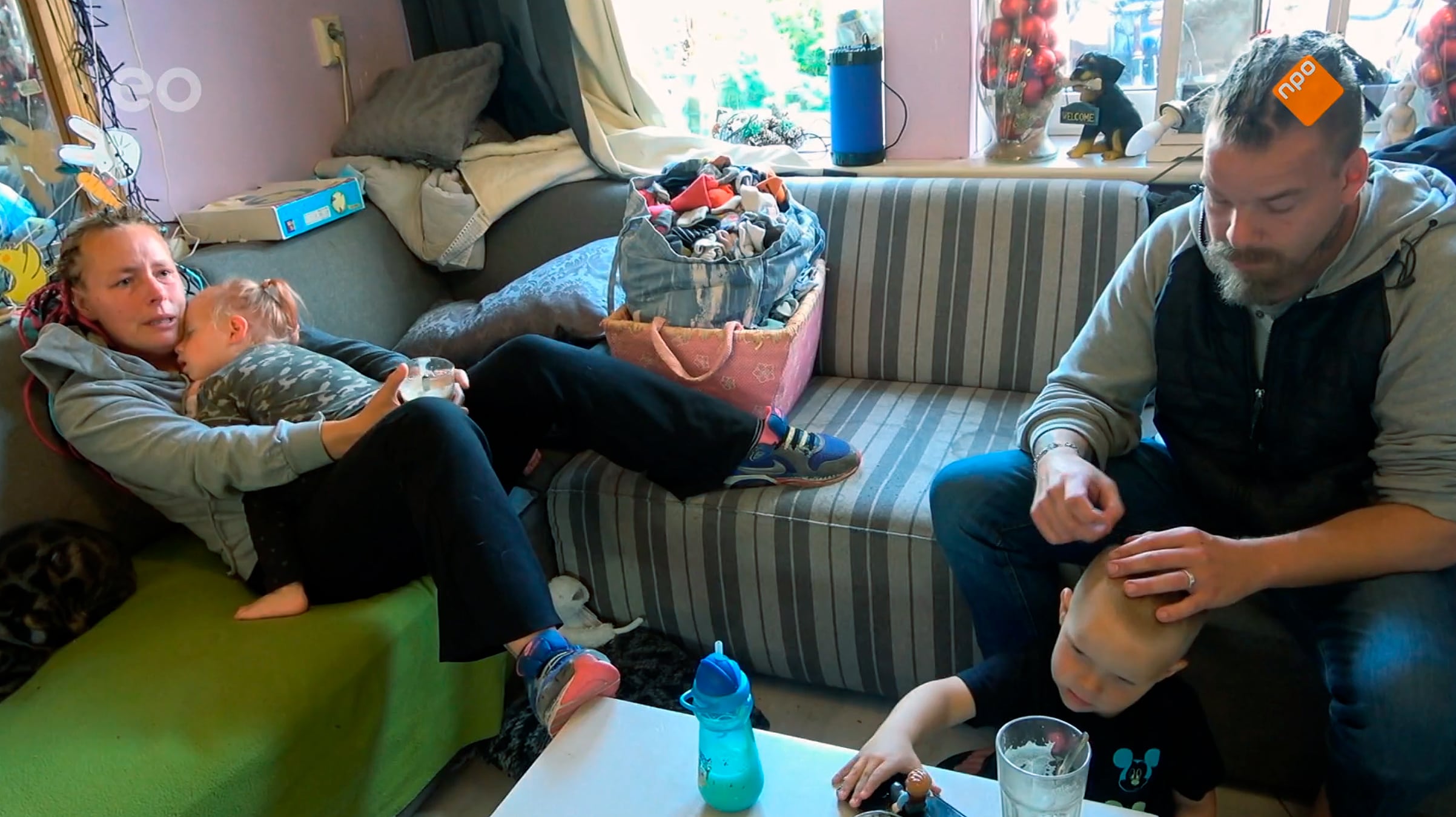 In Verloren Kinderen is het polsstokspringen tussen de rommel door ...