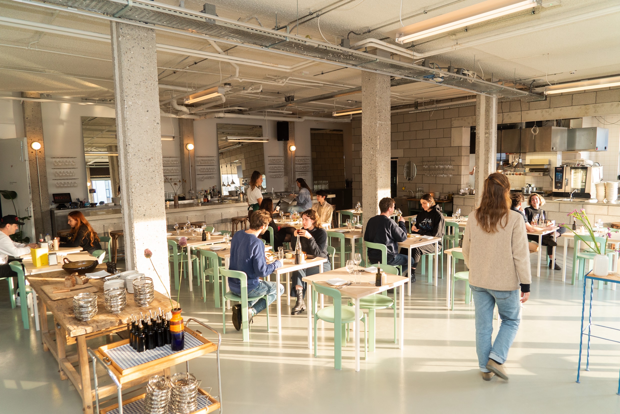 Met de gefrituurde pizza zet Café Restaurant Metro zijn handtekening ...