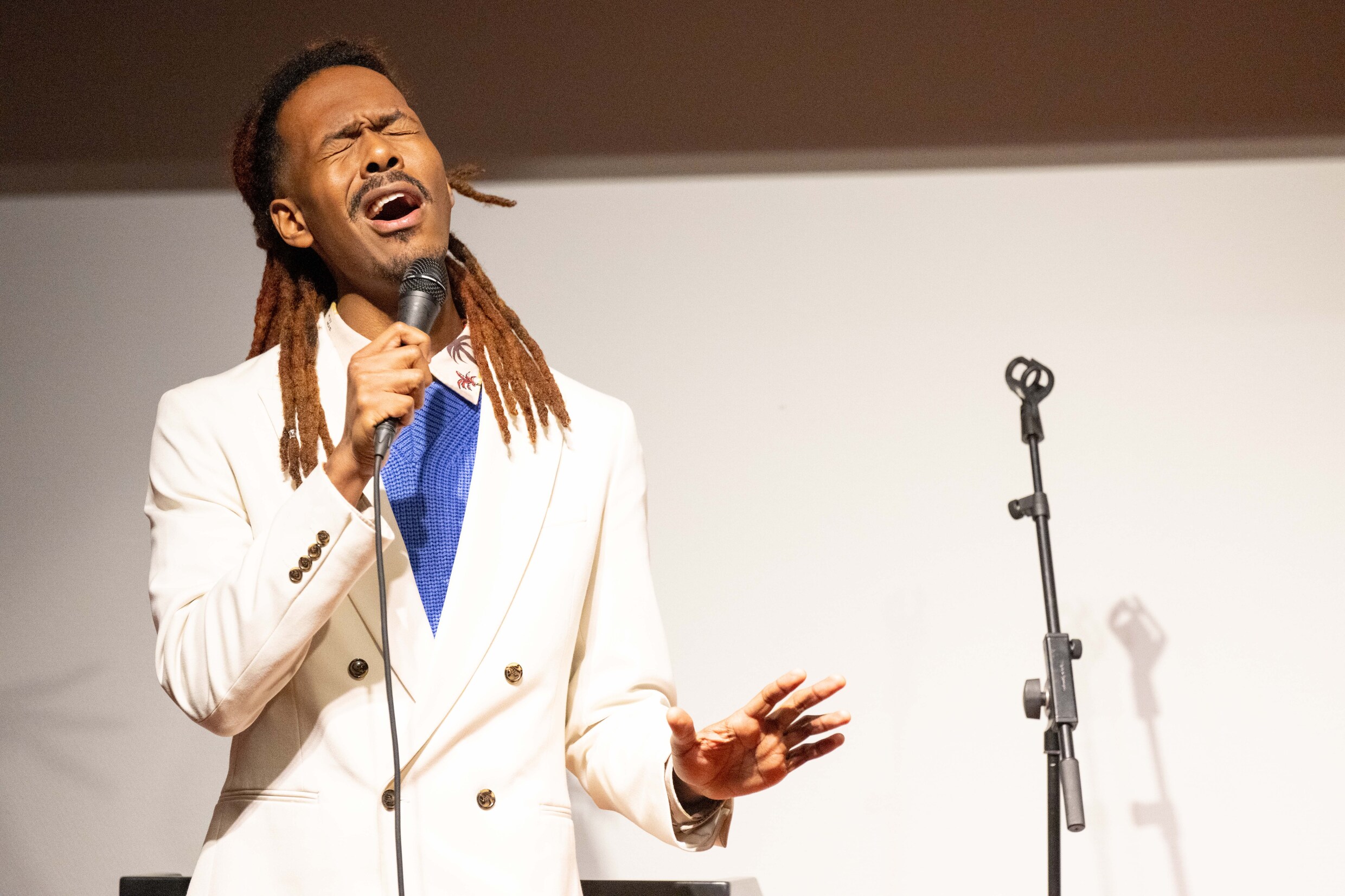 Jeangu Macrooy Speelt Jezus In Nieuwe Versie Van Hitmusical Jesus