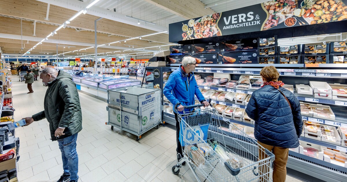 Hoe discounter Lidl zich onderscheidt: ‘Twee soorten pindakaas, al het ...