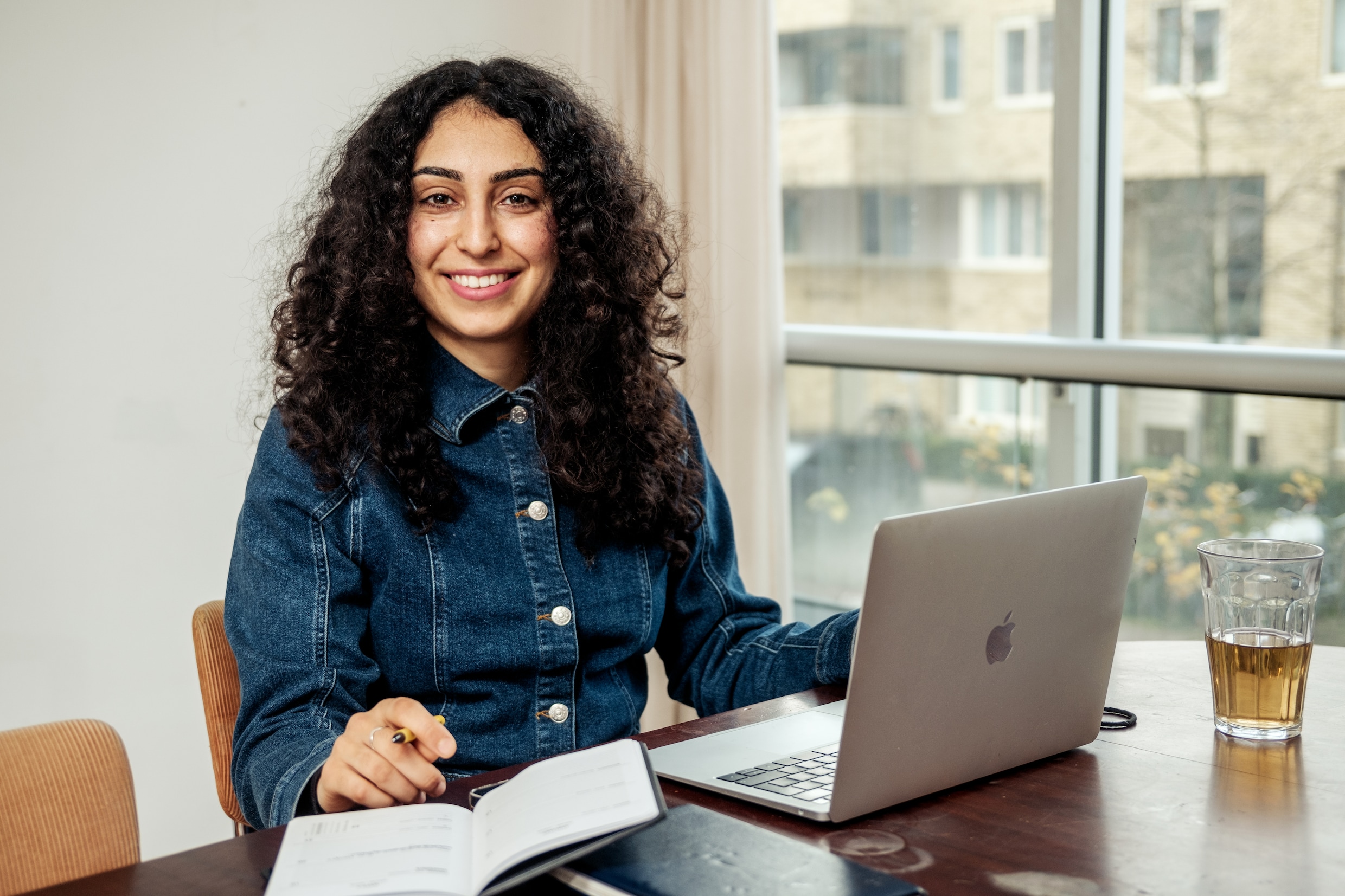 Als single een huis kopen in Amsterdam? ‘Makelaars zeiden: meissie, dit ...
