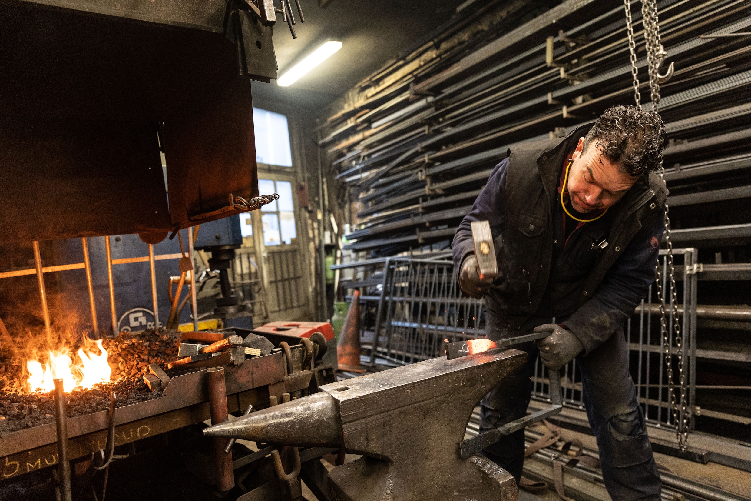 Als smid in hartje Amsterdam maak je van alles mee: ‘Rijk de Gooijer ...