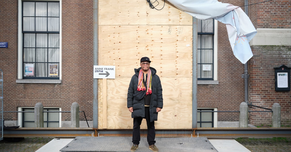 Comedian Howard Komproe: ‘Als ik me op een kantoor zo gedroeg, zou ik ...