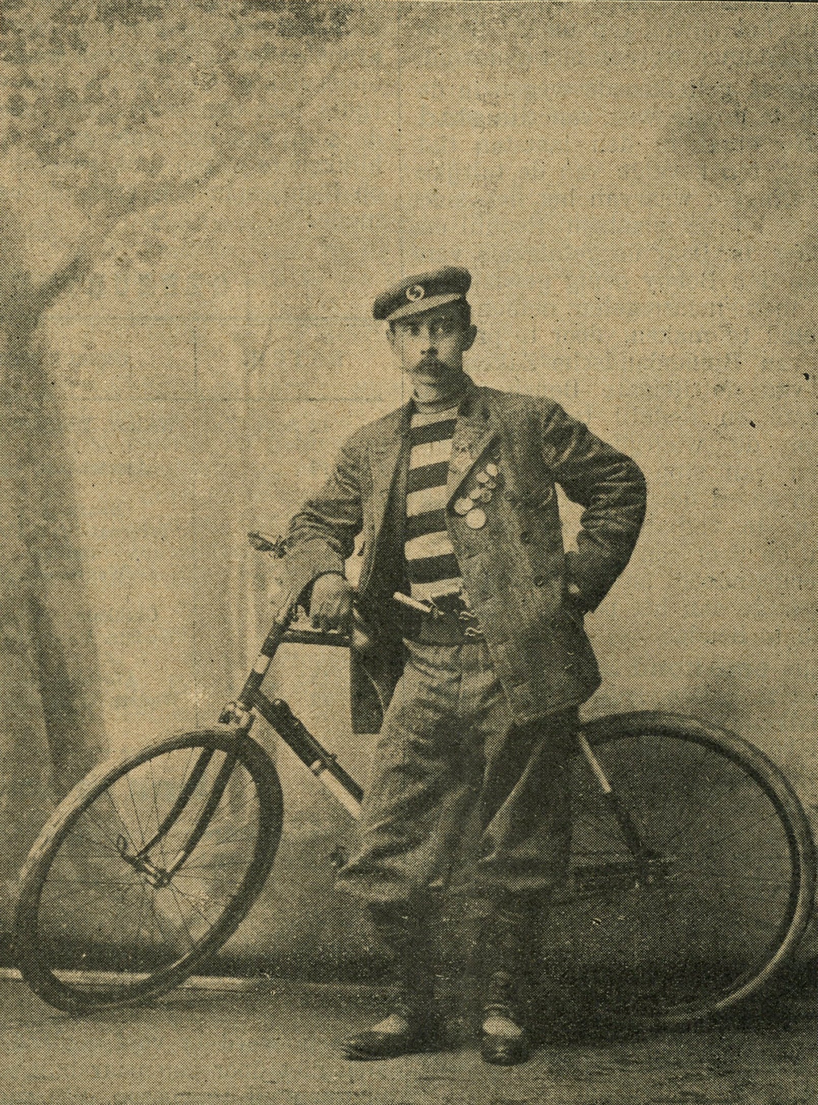 Liefdevol monumentje voor een doofstomme wielrijder | Het Parool