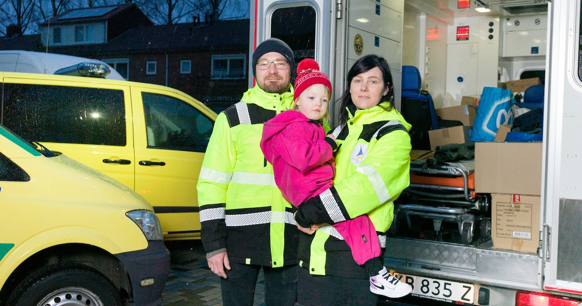 Oekraïens stel uit Driemond stuurde al 120 ambulances naar het front ...