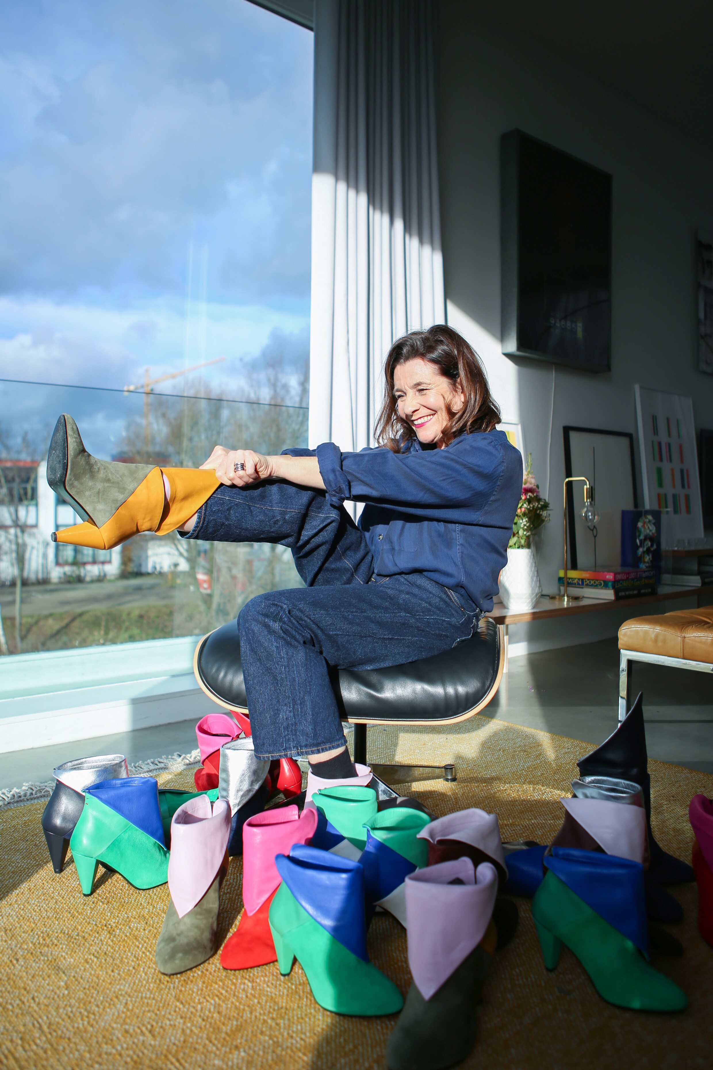 Zij maken mode van afgedankte materialen: ‘Elke blazer bestaat uit twee ...
