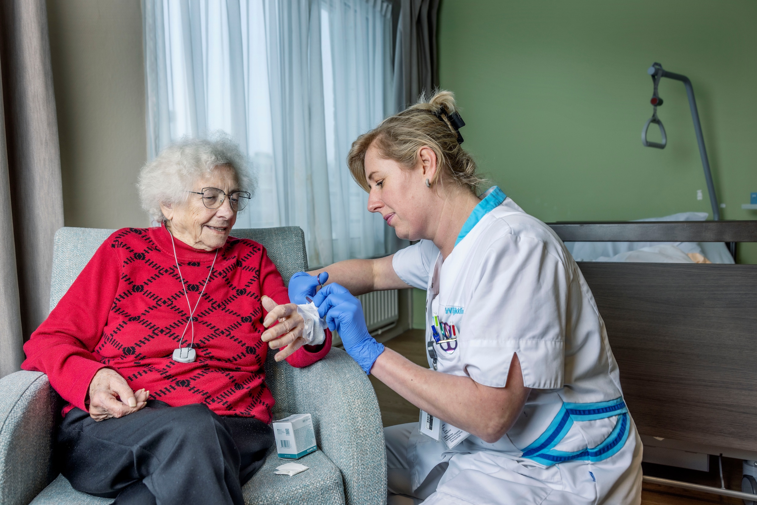 Wijkkliniek helpt ouderen fitter naar huis na ziekenhuisopname: ‘Alleen ...