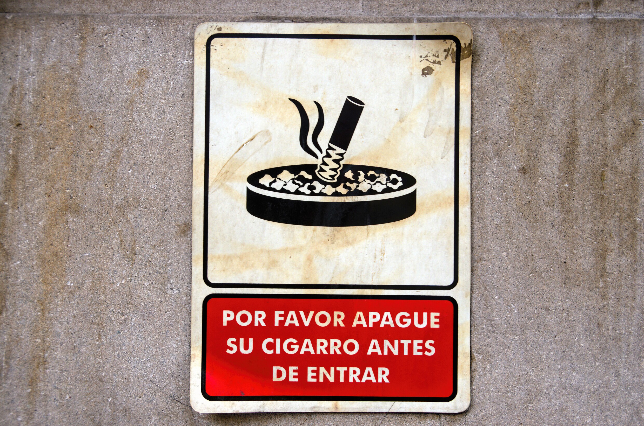 In Mexico-Stad is buiten roken op veel plekken verboden. Helpt dat ...