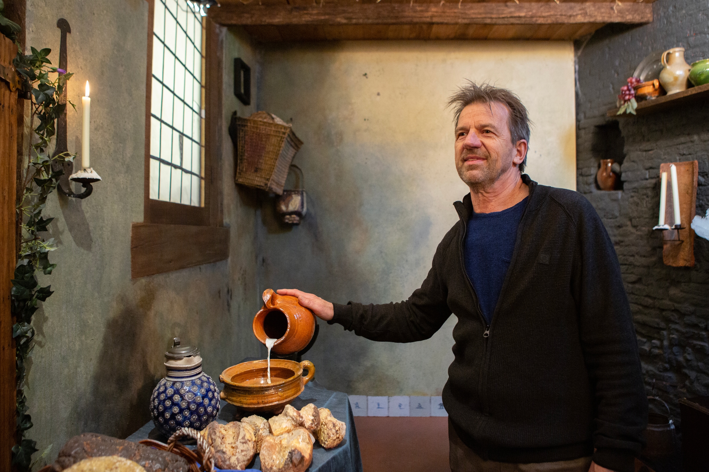 Sander Veeneman fotografeert mensen als het melkmeisje: ‘Veel dichter ...
