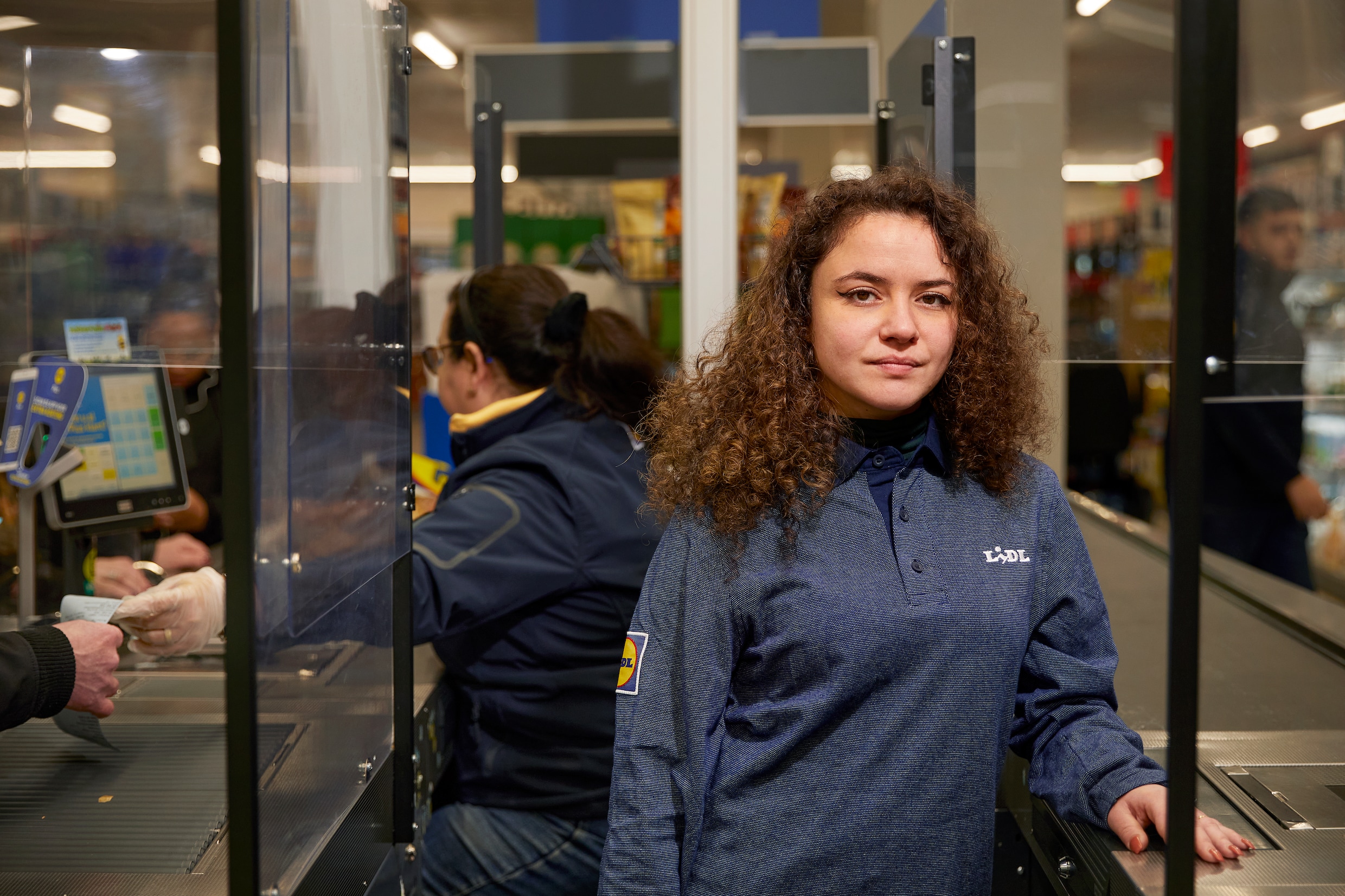 Wat vinden kassamedewerkers van de zelfscan? ‘Het werk is veel actiever ...