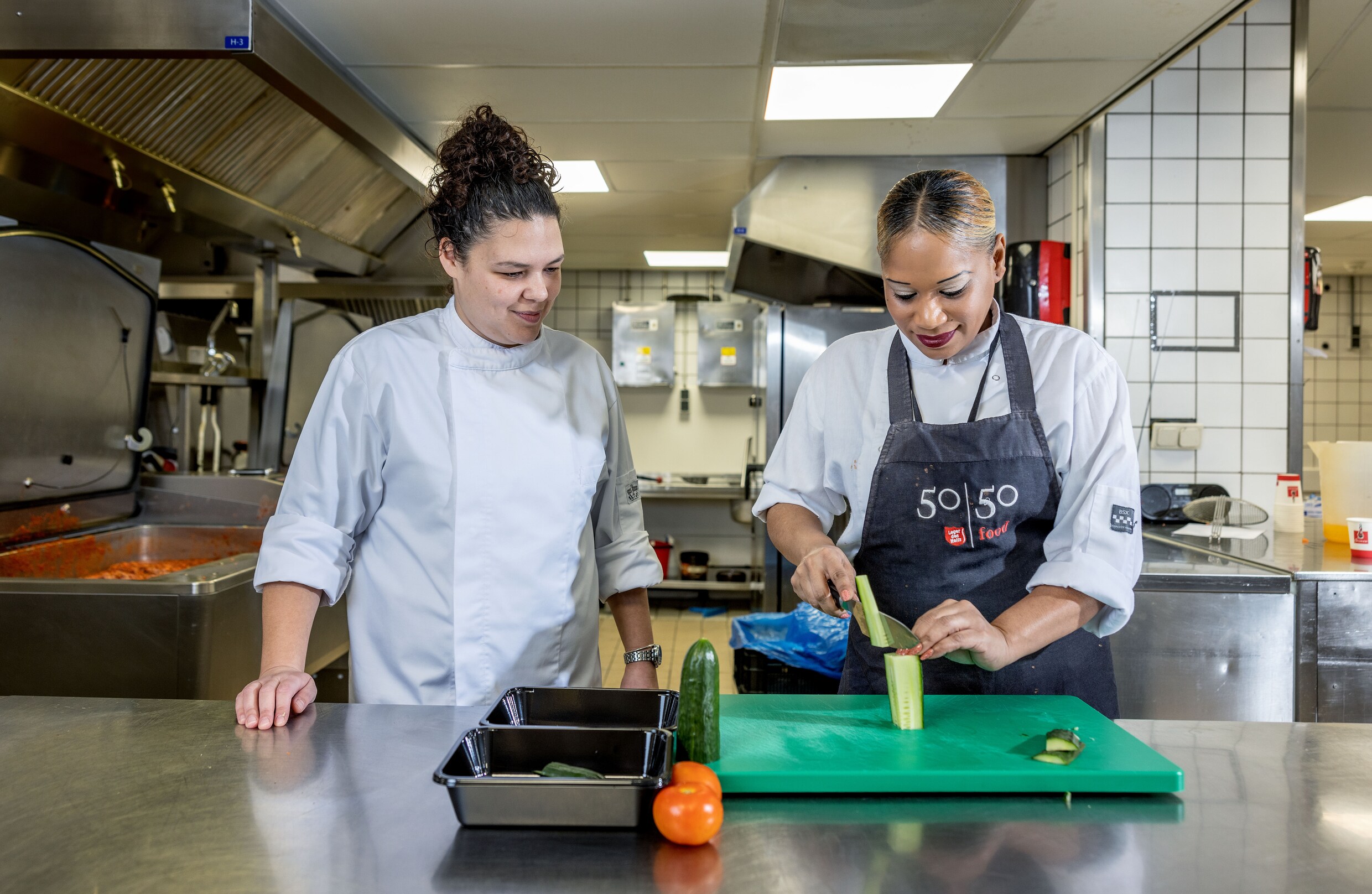 Zij koken voor Oekraïense vluchtelingen en werken aan hun eigen ...