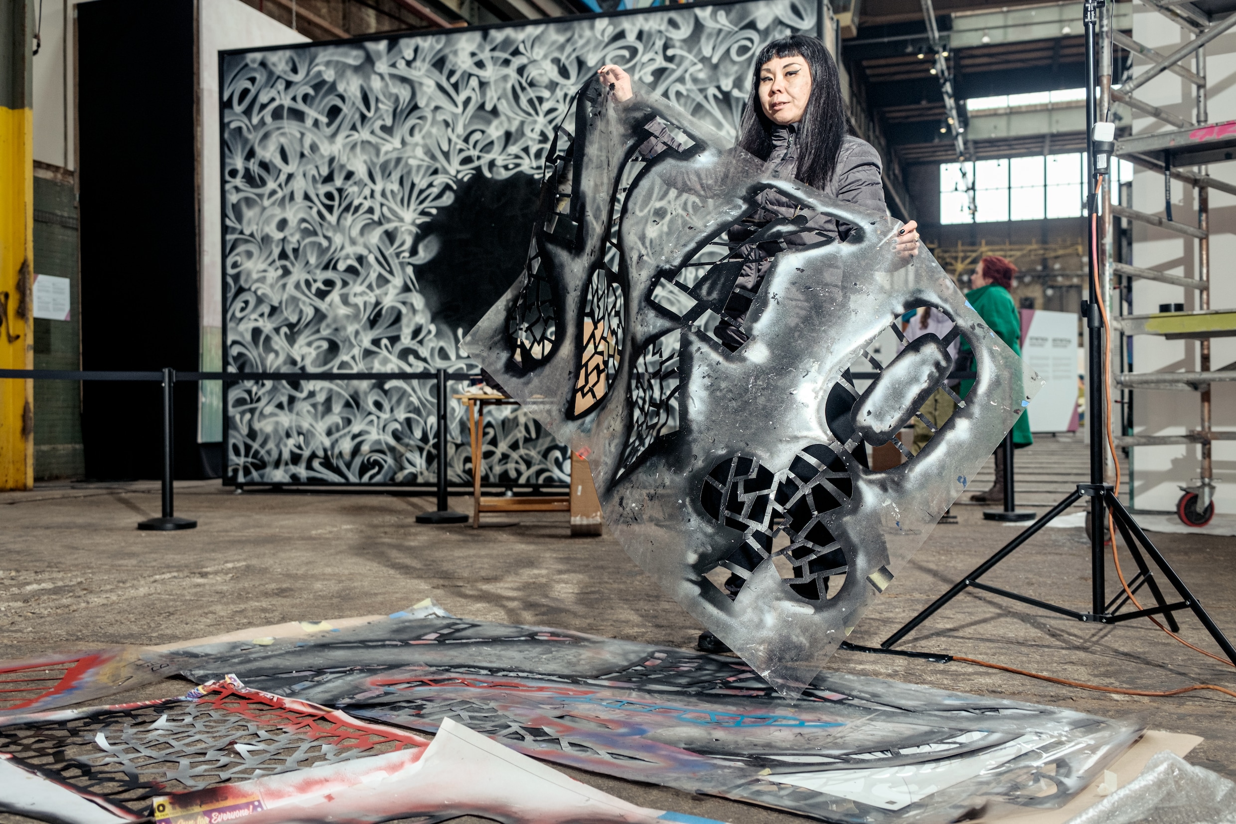 Vrouwen zijn nog altijd zeldzaam in de straatkunst: ‘De hoogwerker is ...