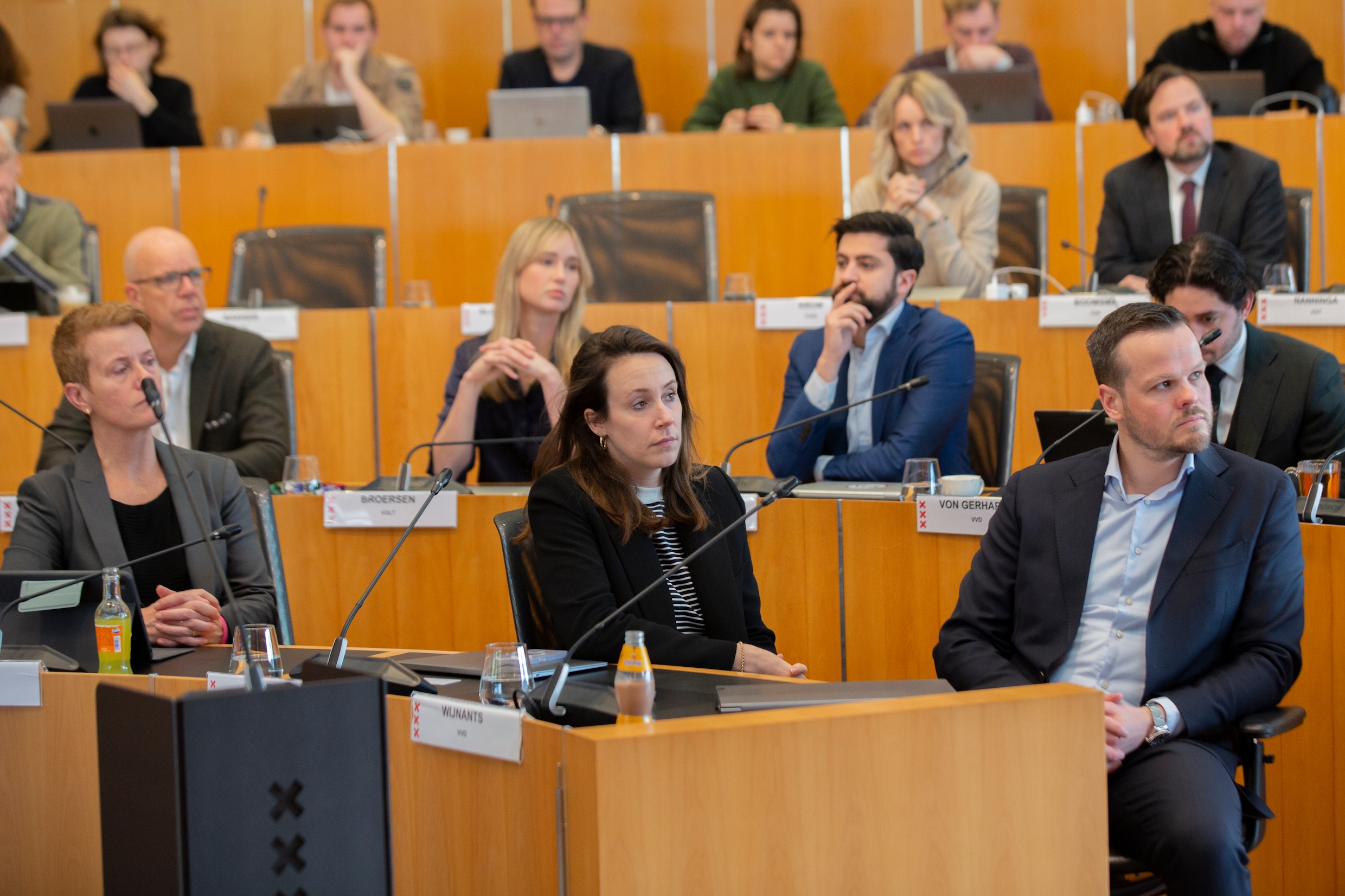 Zoeken naar een nieuwe koers en mogelijk een nieuwe leider: onrustige ...