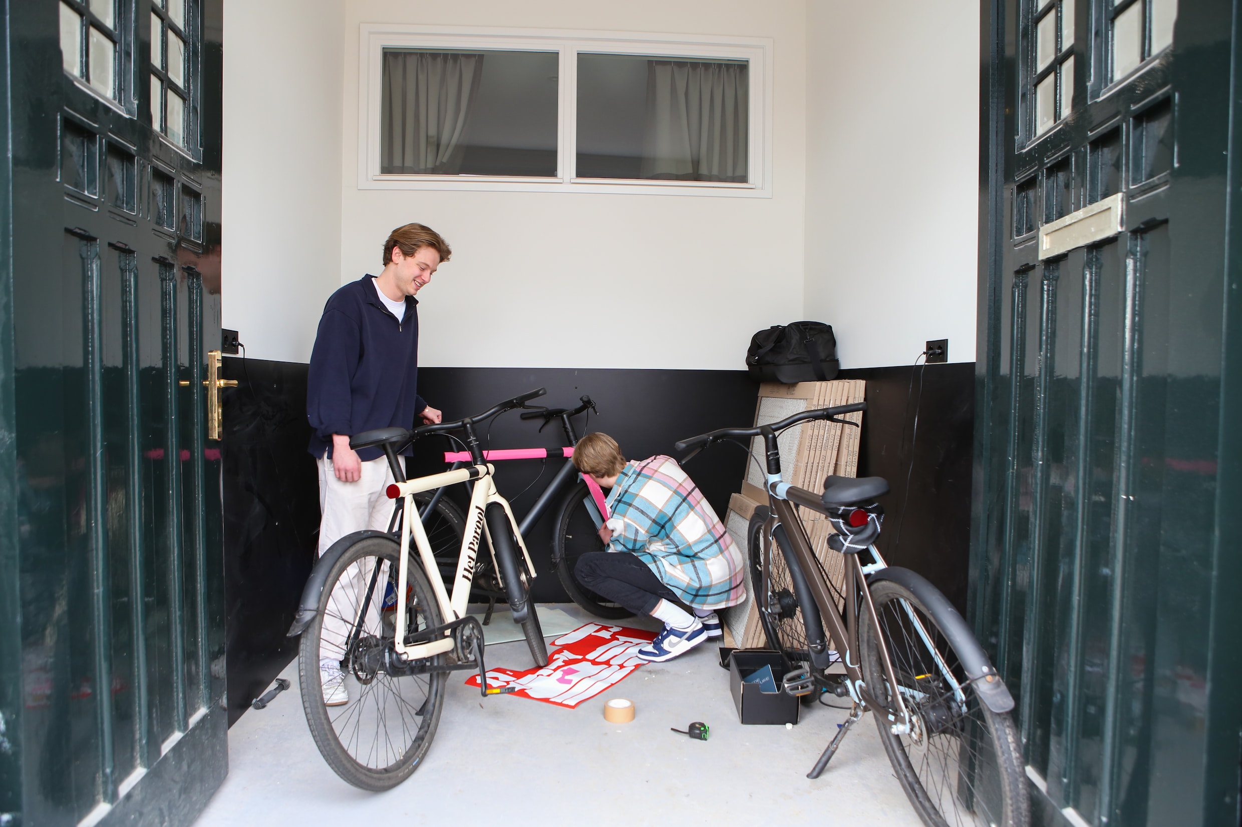 Personaliseer je VanMoof bij Mogo Wraps: ‘Door de opvallende kleur weet ...
