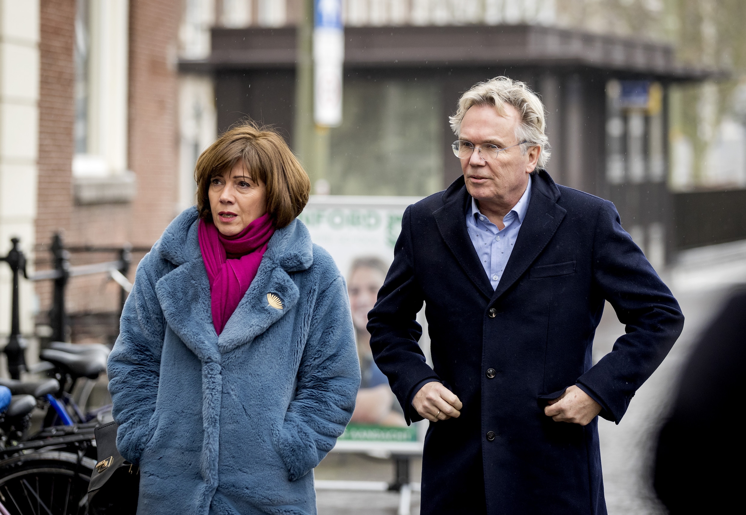 Janke Dekker stopt als voorzitter van Mores na commotie rond echtgenoot Tom Egbers | Het Parool