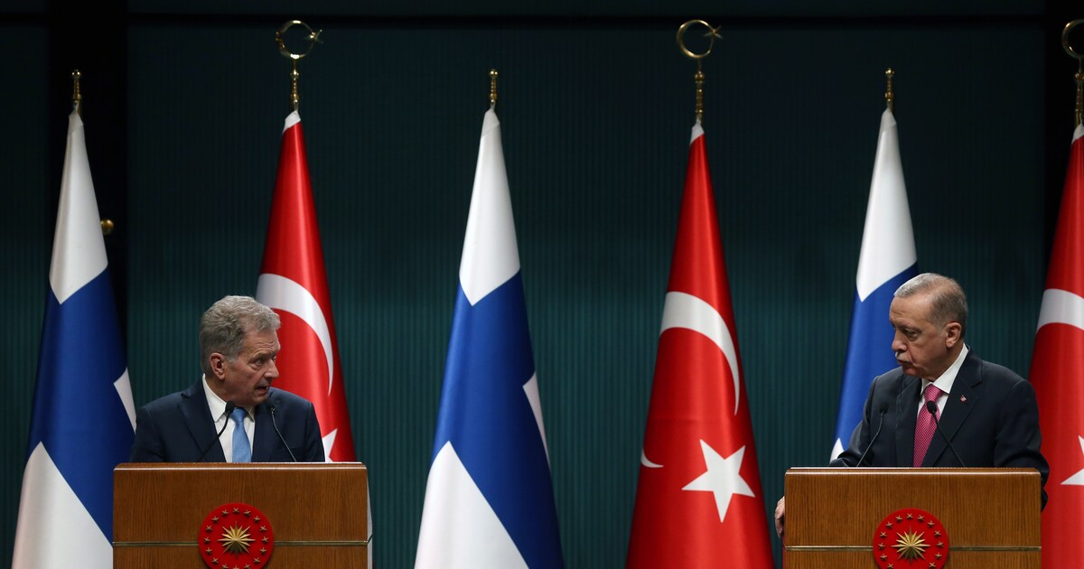 Finland wordt 31ste Navo-lid na goedkeuring door Turks parlement | Het ...