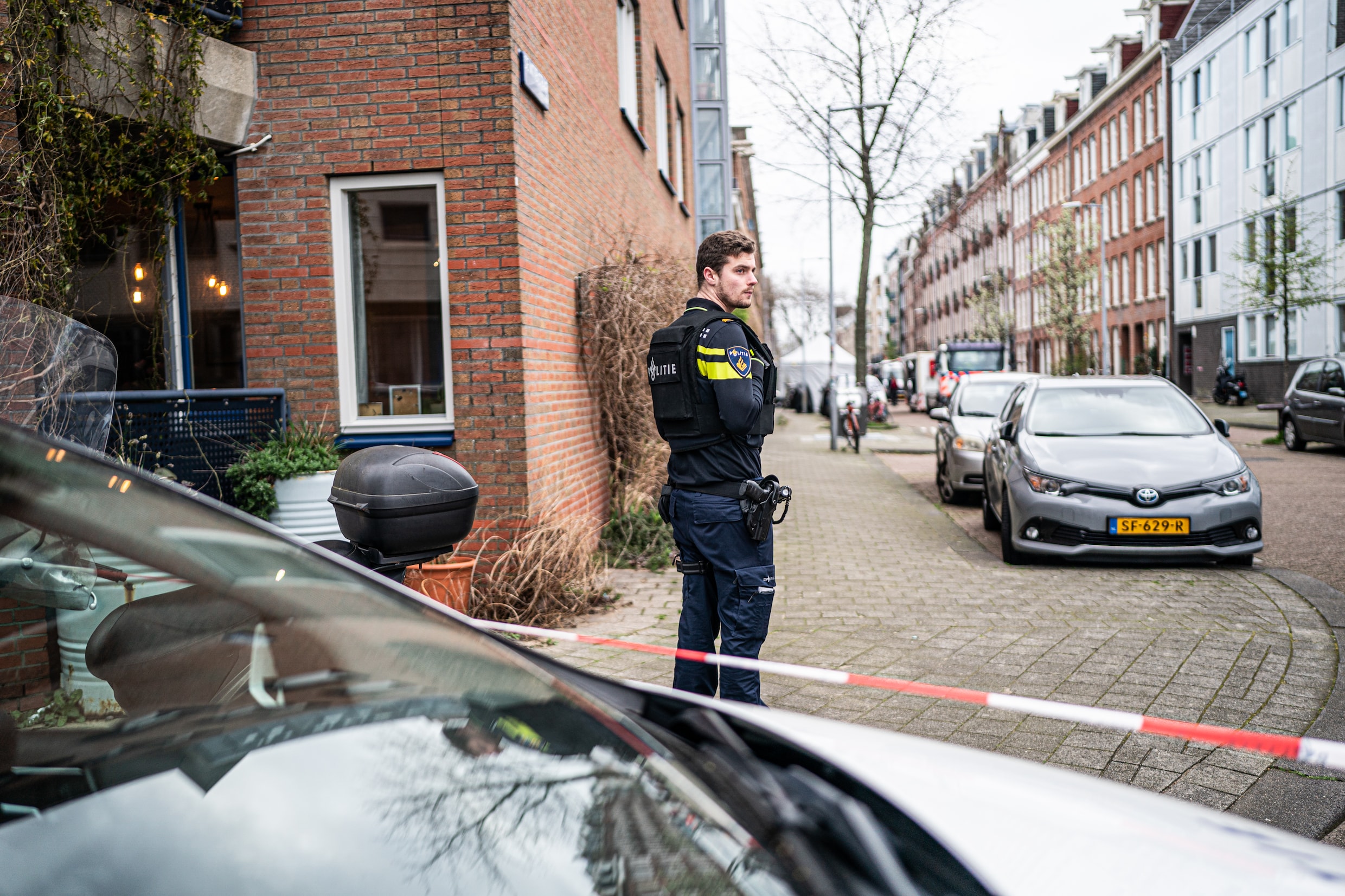 47-jarige vrouw doodgeschoten in Staatsliedenbuurt in Amsterdam, ook ...