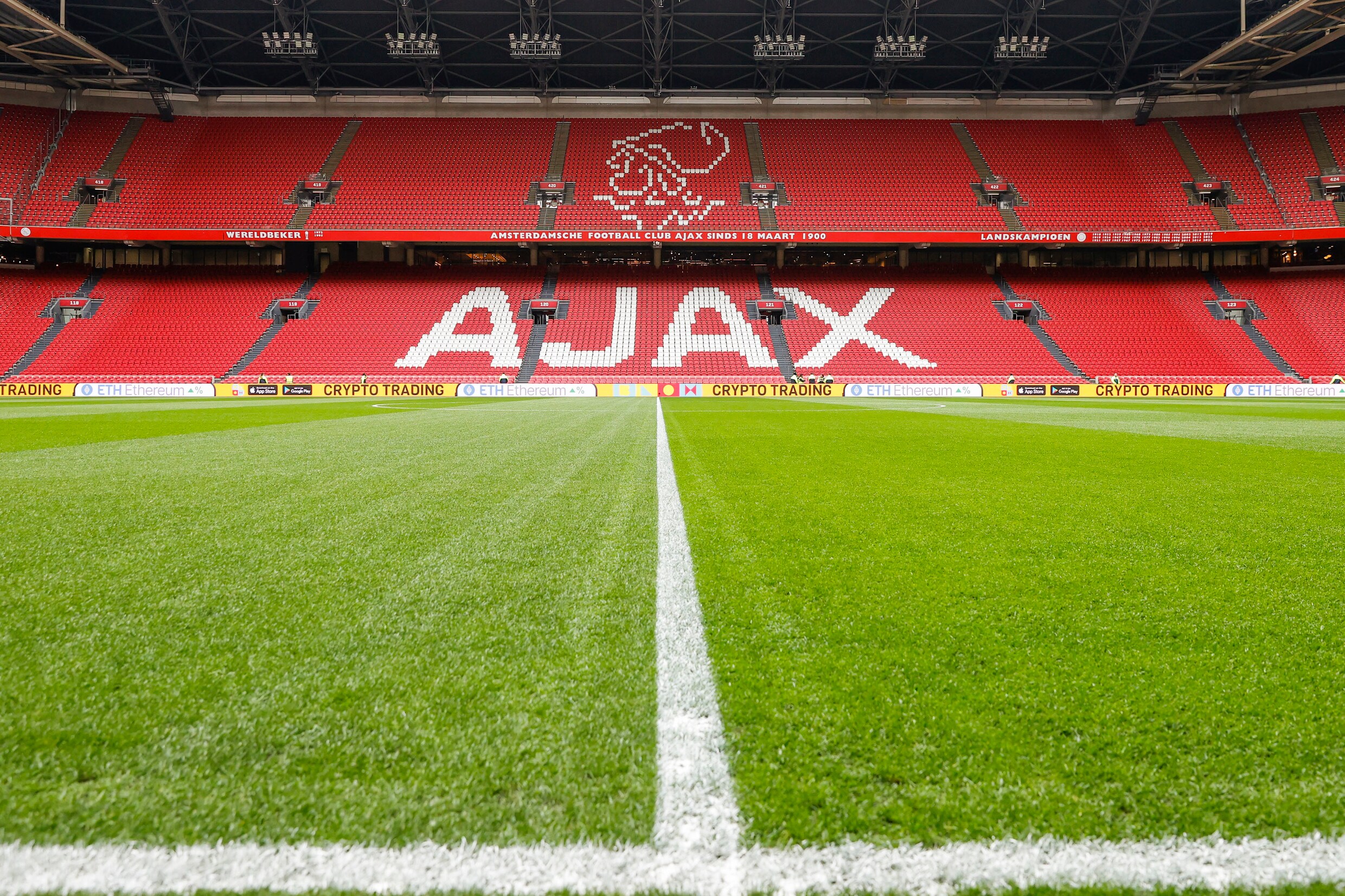 Bestuursleden Ajax Ruud Haarms en Mike Harman leggen functie neer | Het ...