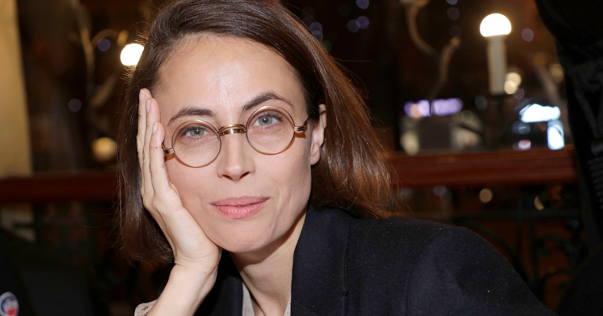 Recensie: De ansichtkaart van schrijfster Anne Berest is ook een ...