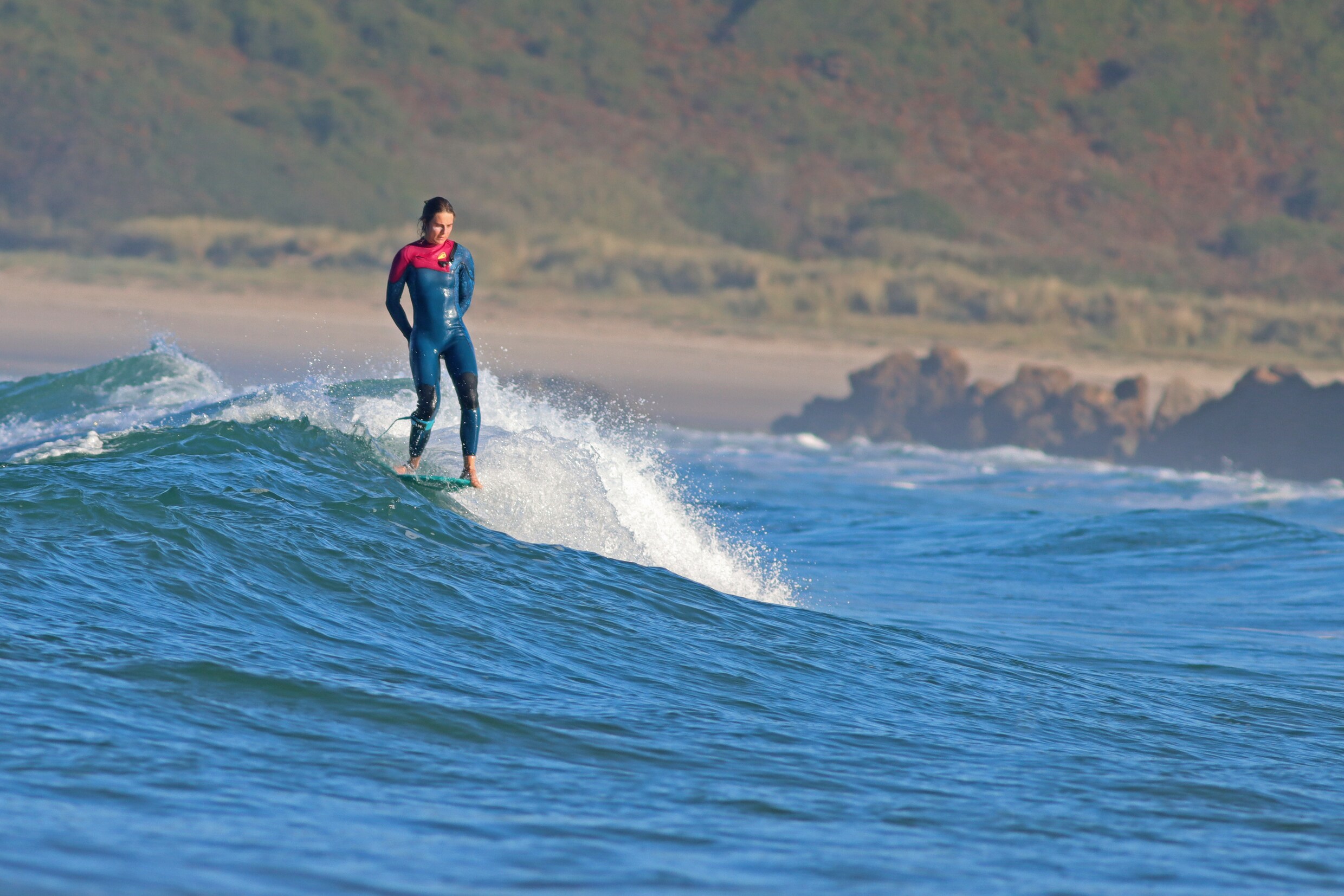 Dankzij crowdfunding kan surfkampioen Anne Albers naar het WK | Het Parool