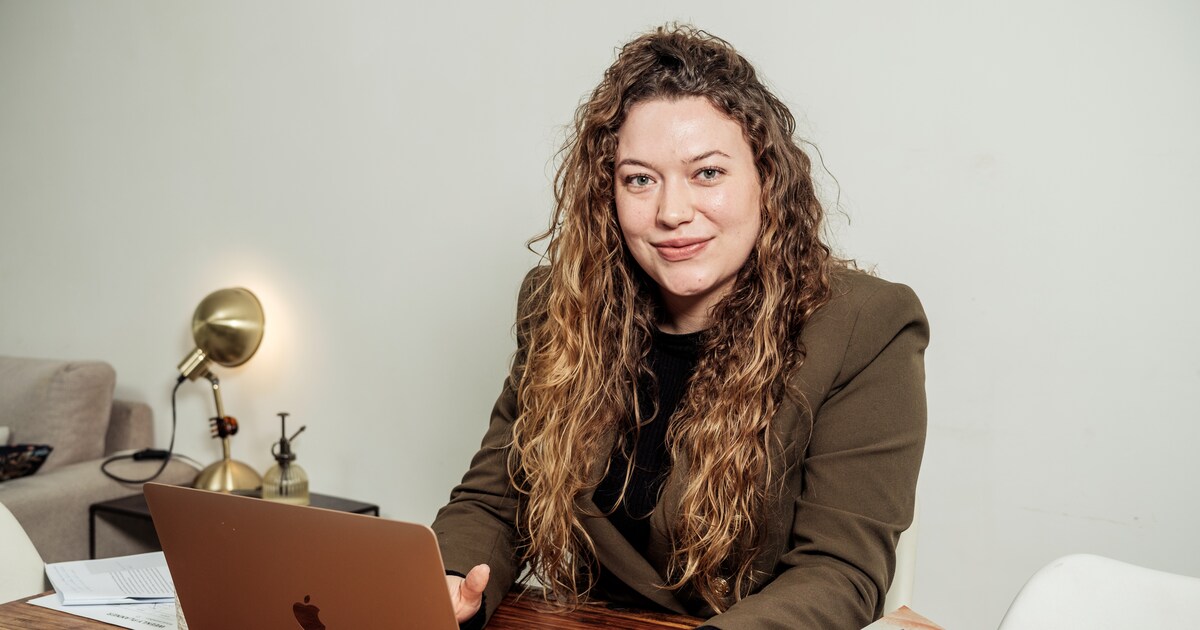 Rosa (26) moest na twee maanden alweer uit haar studentenkamer: ‘De ...