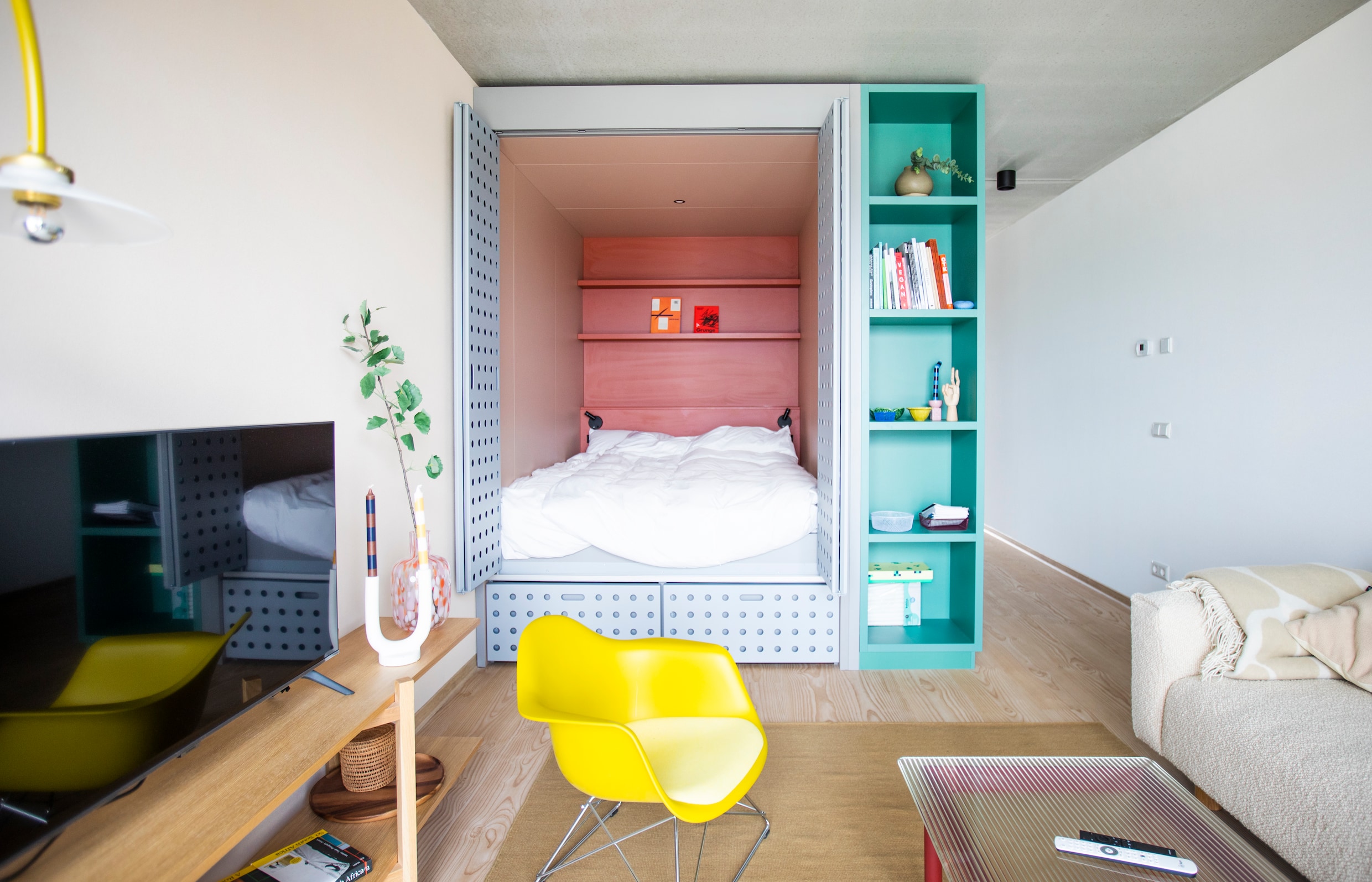 1400 euro voor 43m², maar Domus Houthaven is van complexen met ...