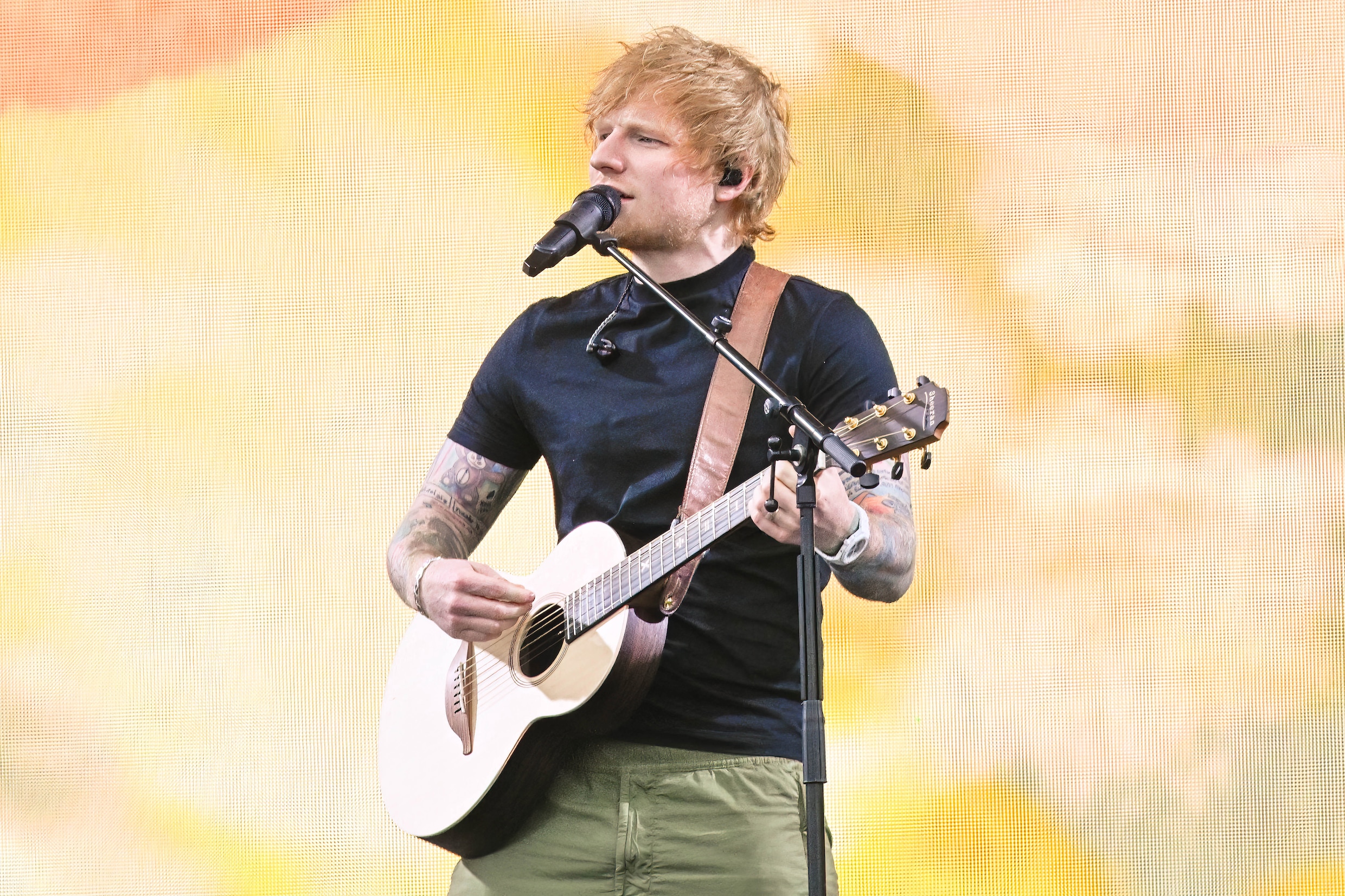 Recensie: Ook met ‘credible’ producer klinkt Ed Sheeran vooral als Ed ...