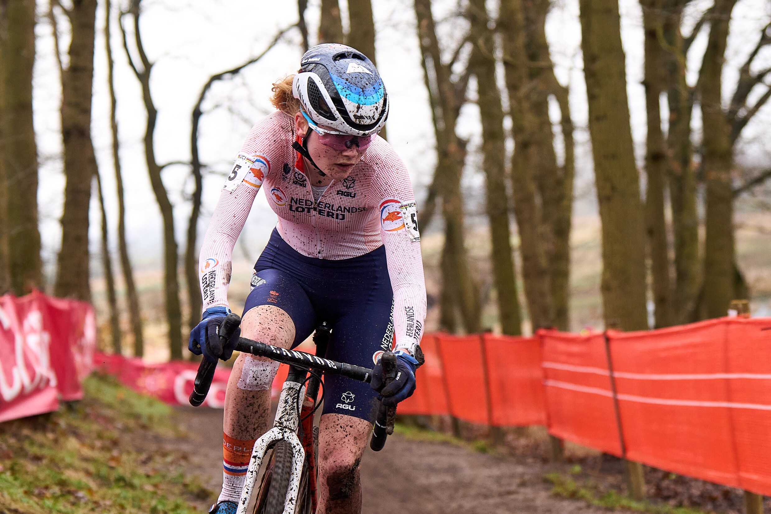 Puck Pieterse wil zich ook op de mountainbike met de elite meten: ‘Ik ...