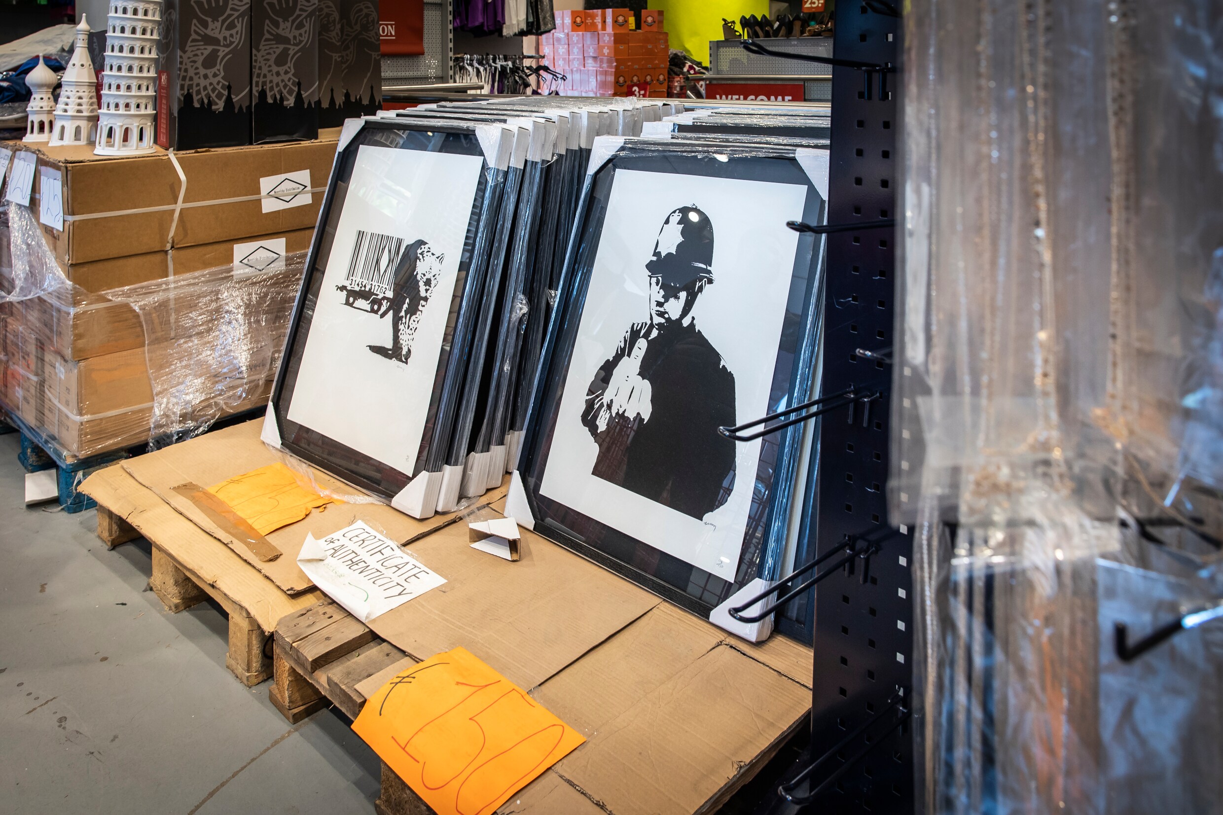 Een Banksy voor 150 euro bij Gideon Italiaander? De handel in valse ...