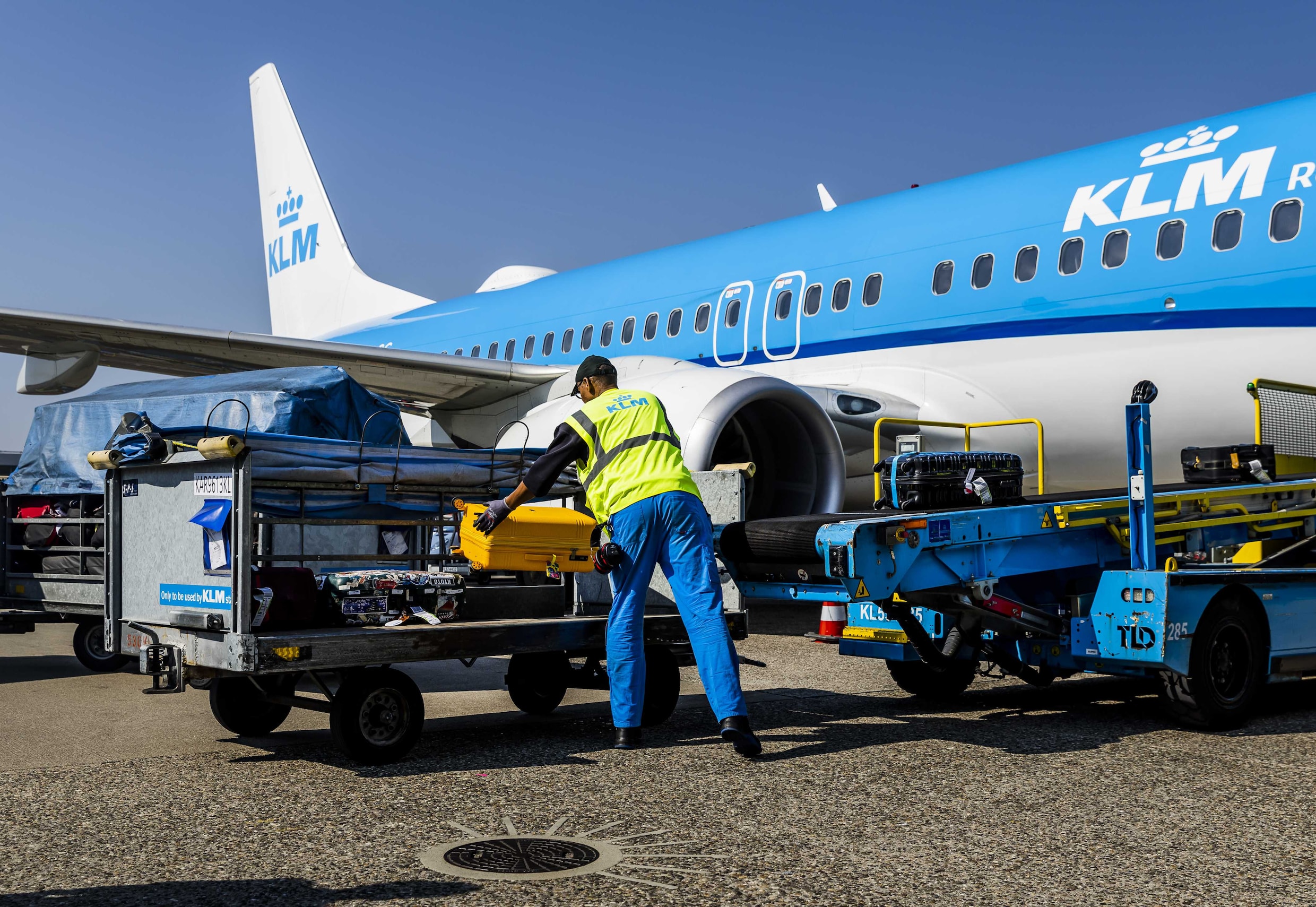 13.000 banen verdwijnen als kabinet plannen voor krimp Schiphol doorzet ...