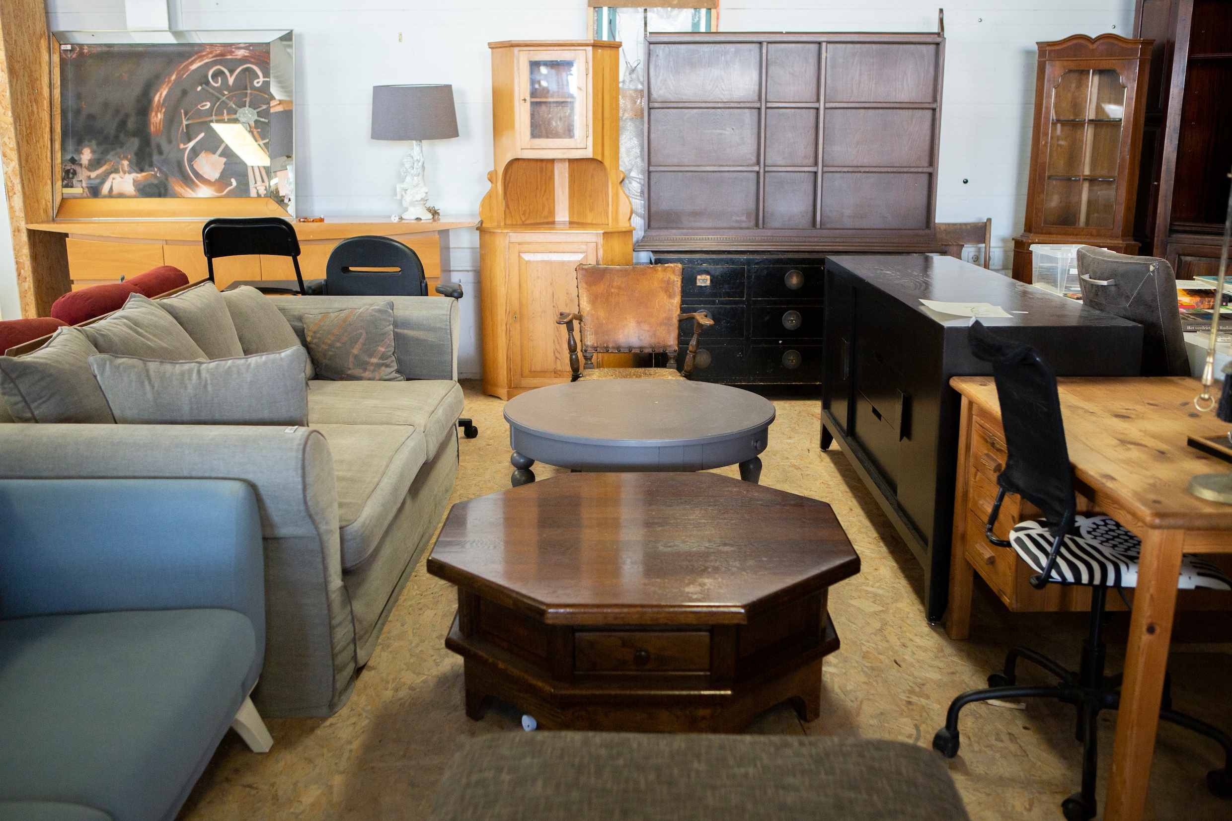 Kringloopwinkels verdwijnen in tegenstelling tot vintagewinkels ...