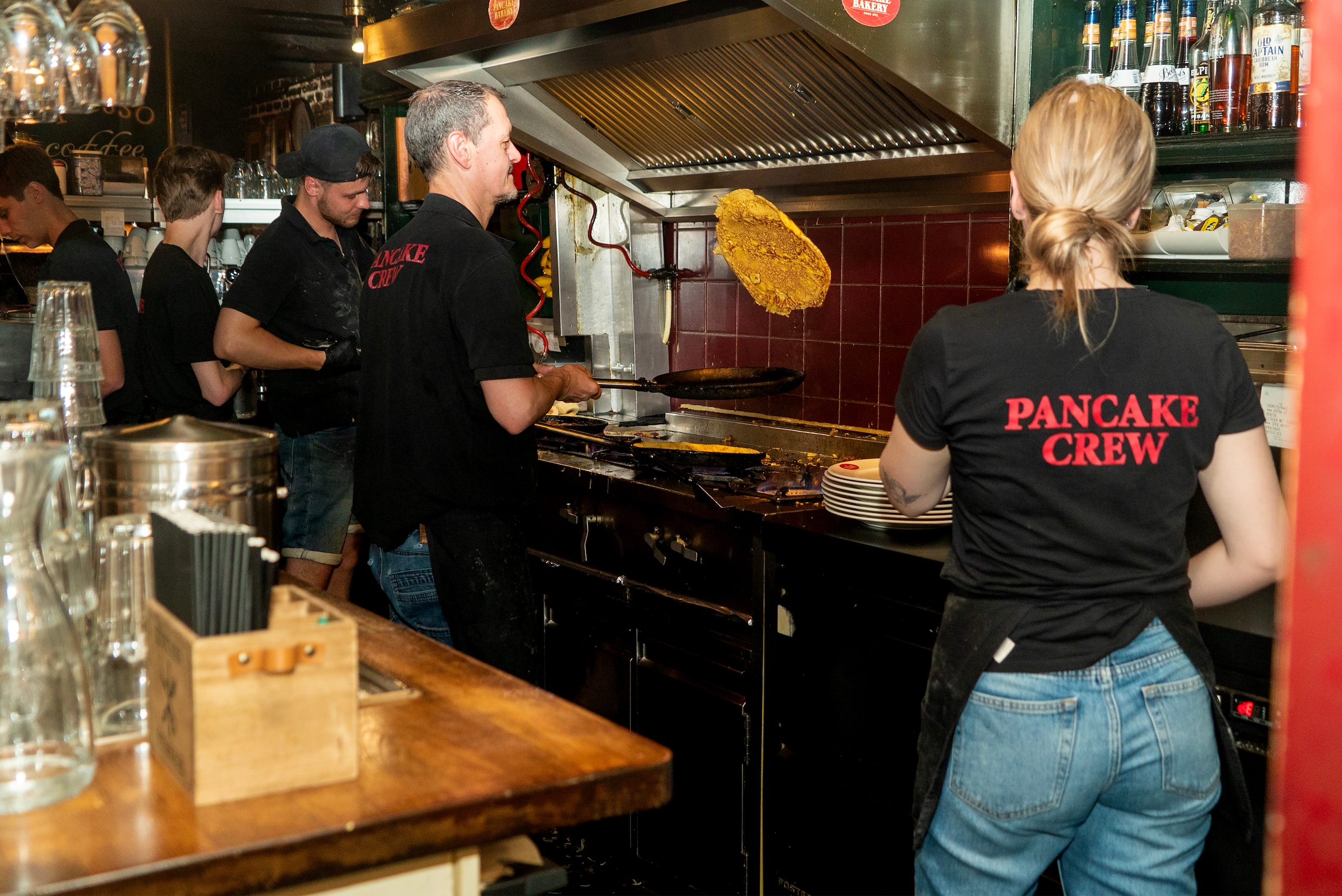 Sterren als Leonardo DiCaprio en P!ink komen er, maar bij het 50 jaar ...