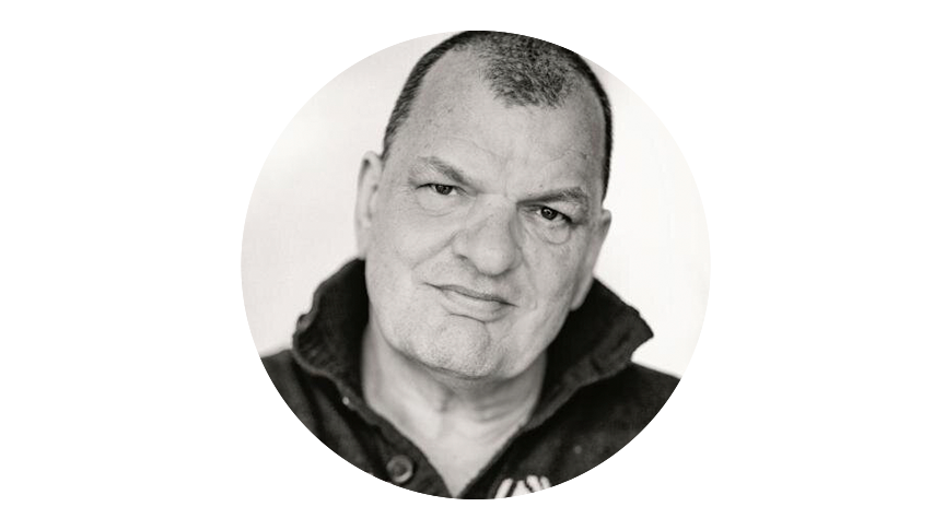 Deze vijf albums neemt drummer Max Mollinger mee naar een onbewoond eiland | Het Parool