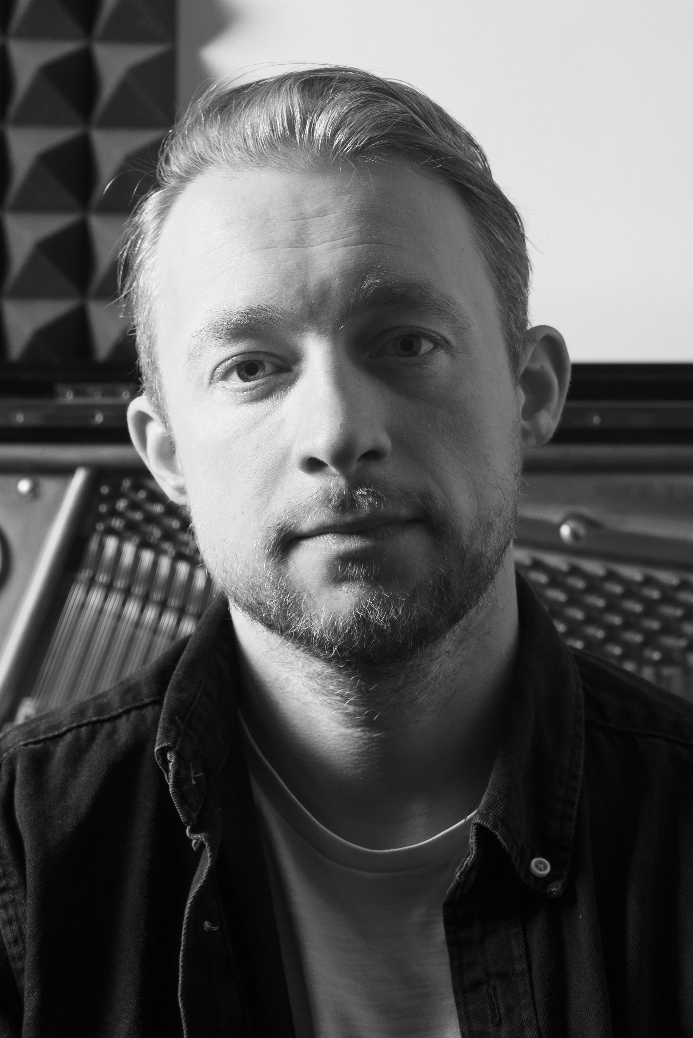 Deze platen neemt producer Joren van der Voort mee naar een onbewoond ...