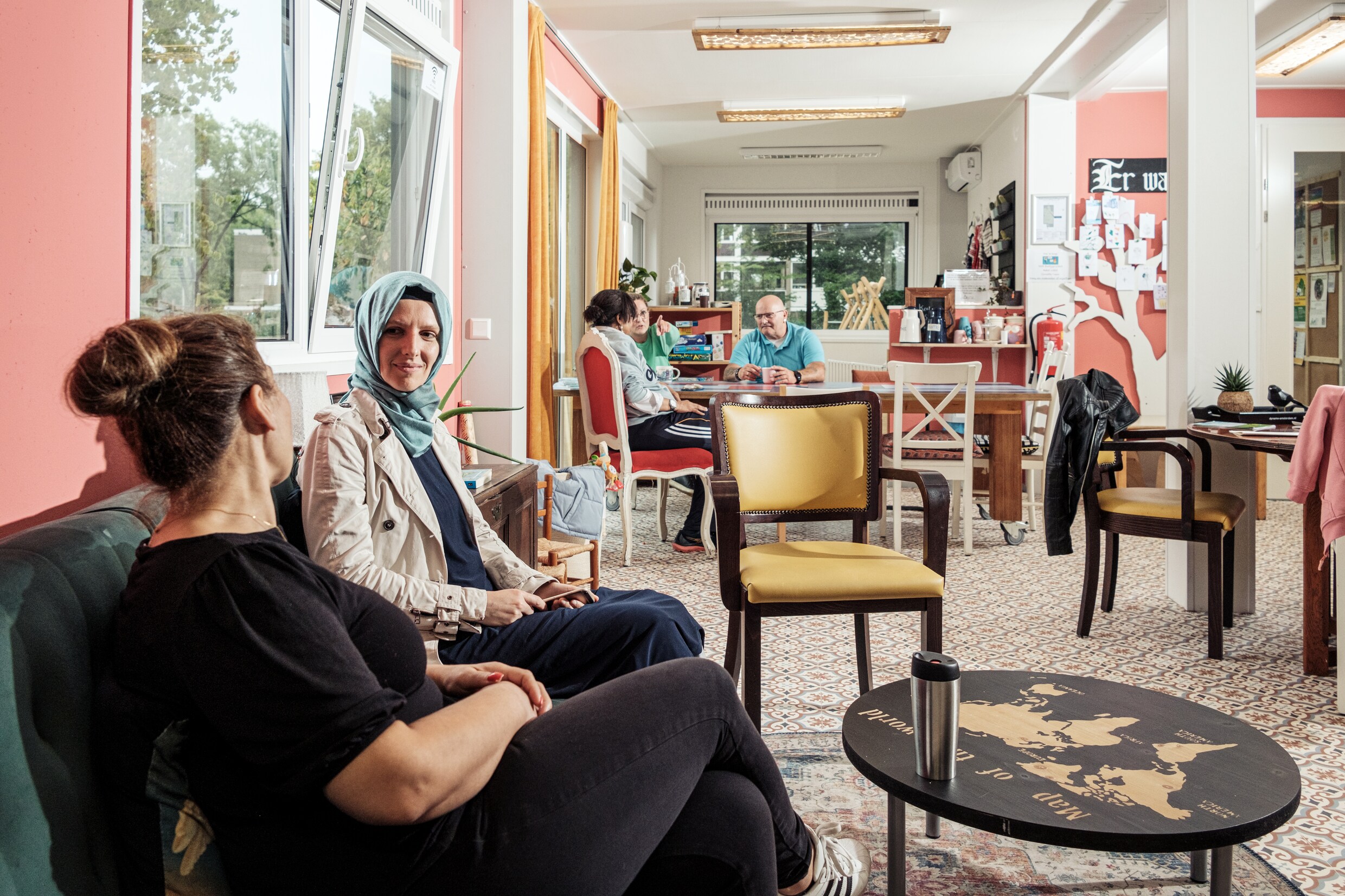 5 leuke nieuwe koffietentjes die deze zomer in Amsterdam zijn geopend ...